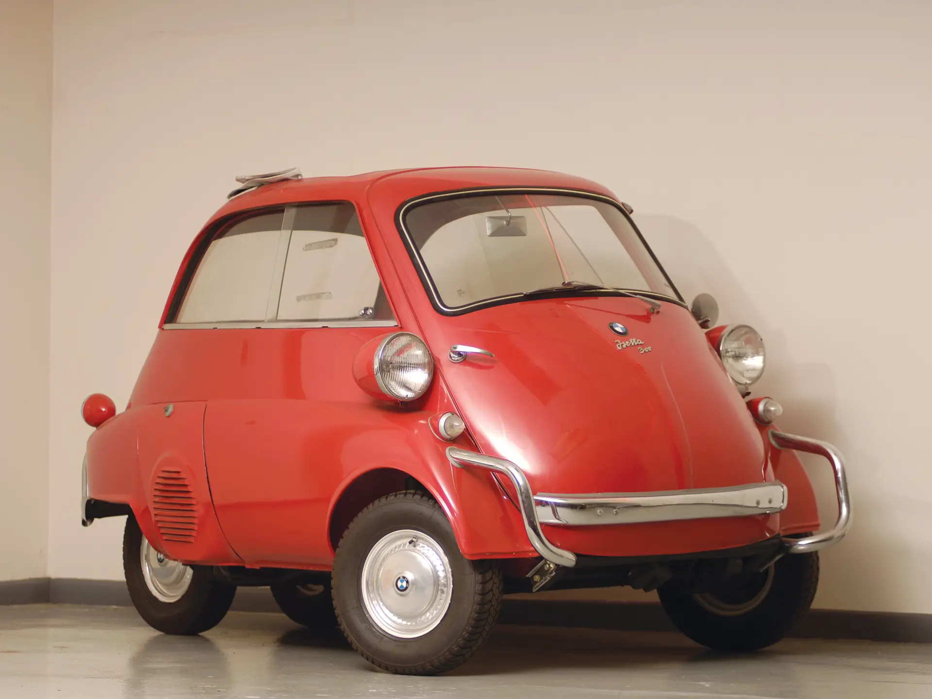 1958 BMW Isetta 300 | The Al Wiseman Collection | RM Sotheby's