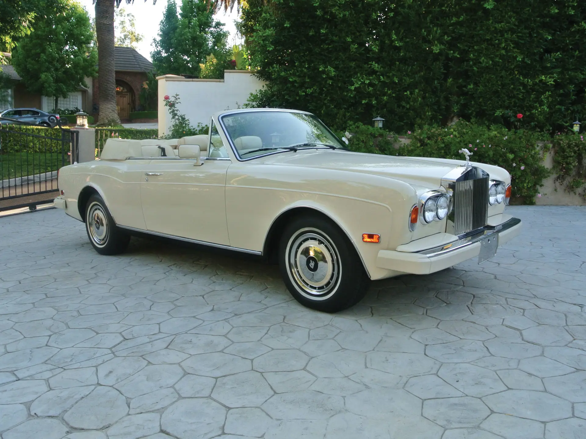 1991 Rolls-Royce Corniche III | California 2013 | RM Sotheby's