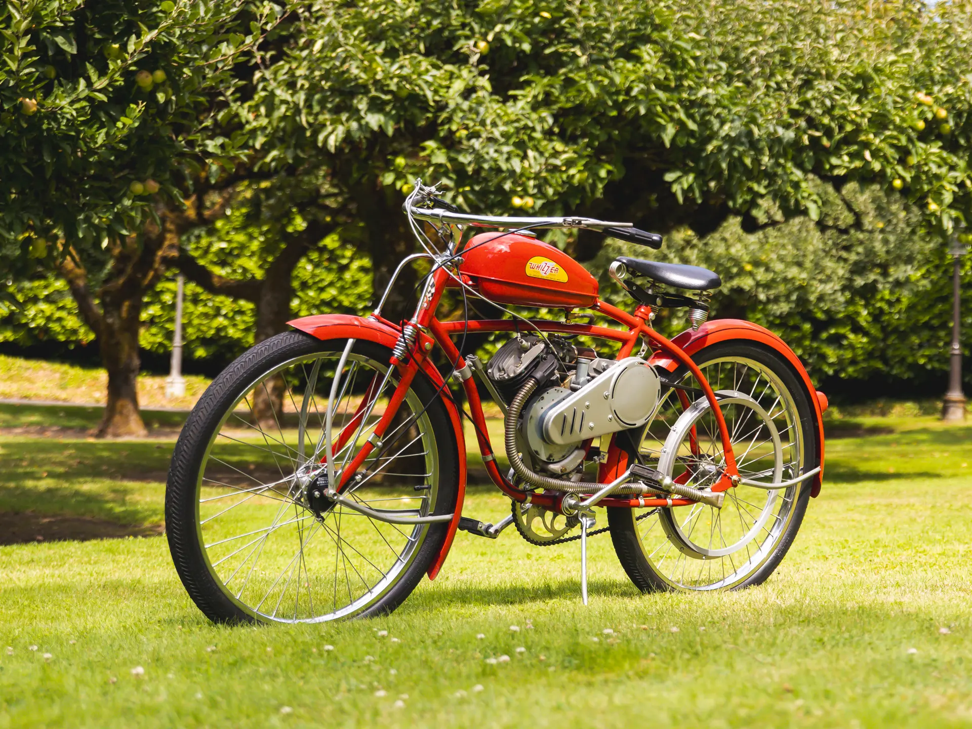 1947 Whizzer Motorbike | Hershey 2024 | RM Sotheby's