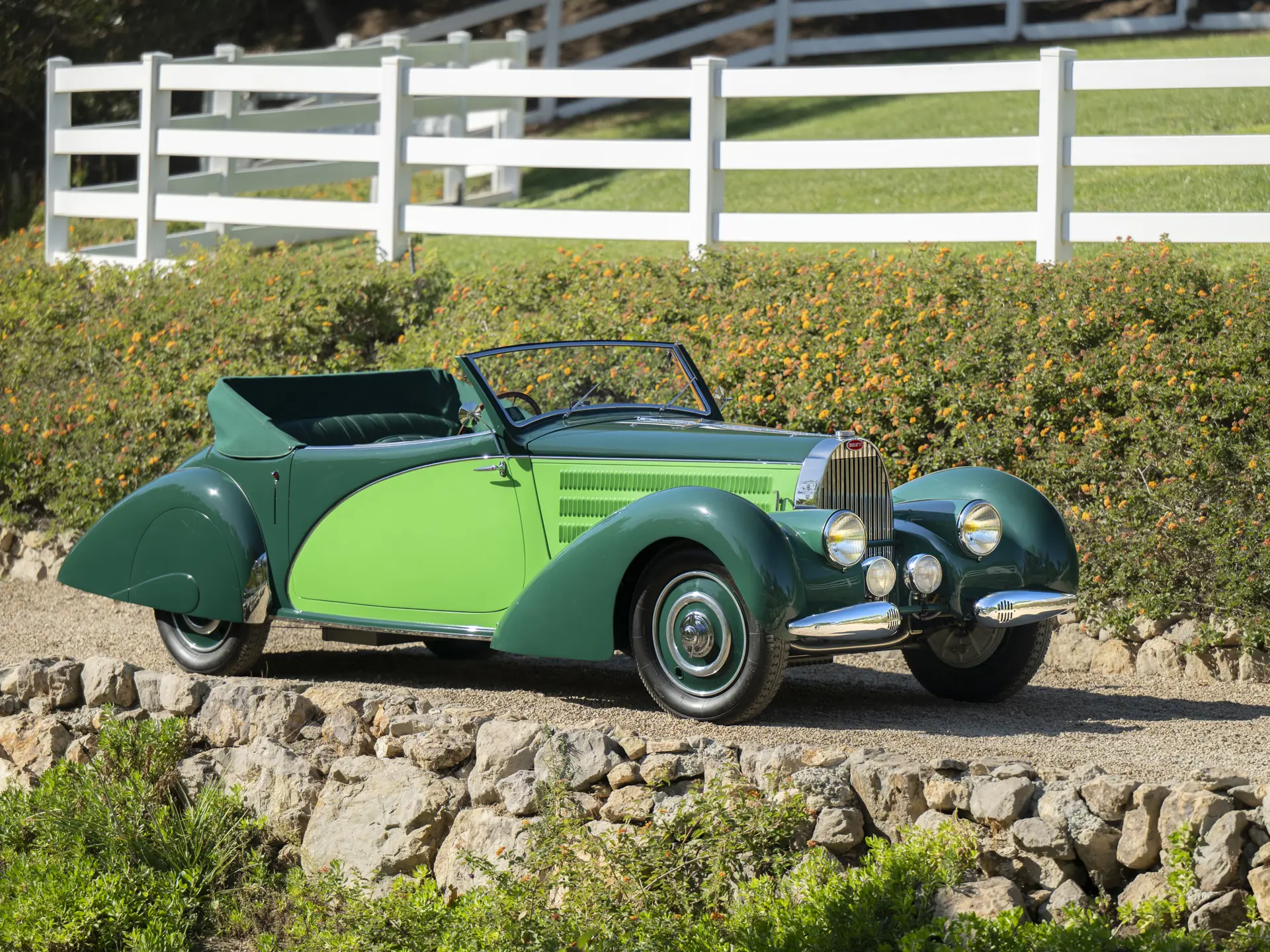 1938 Bugatti Type 57 Cabriolet by Letourneur et Marchand | Arizona 2025 | RM Sotheby's