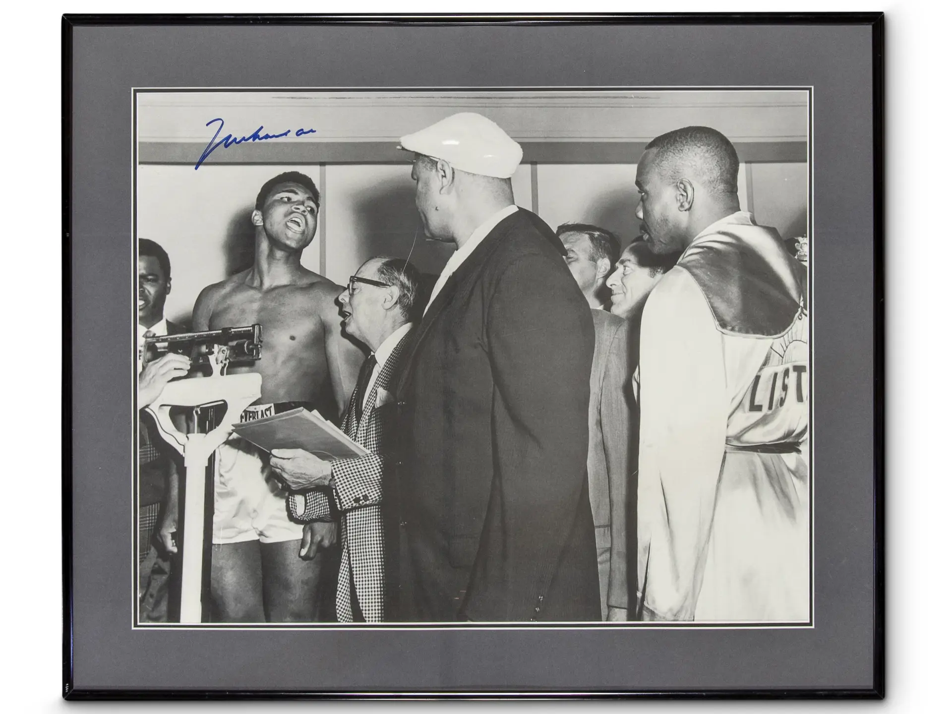 Muhammad Ali Signed Picture | The Cohen Collection | RM Sotheby's