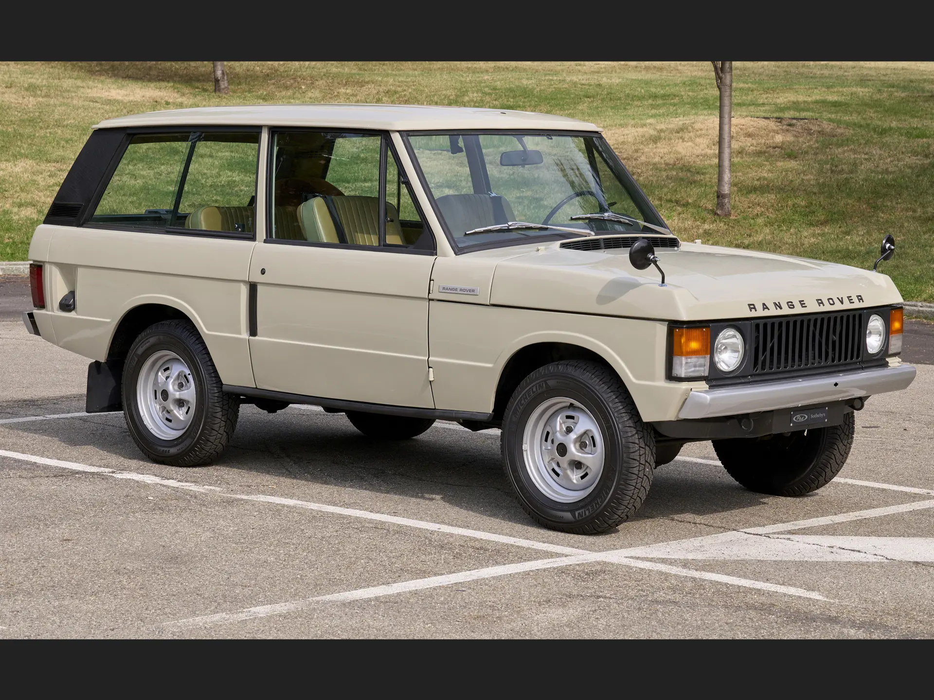 1975 Land Rover Range Rover | Open Roads, October 2021 | RM Sotheby's