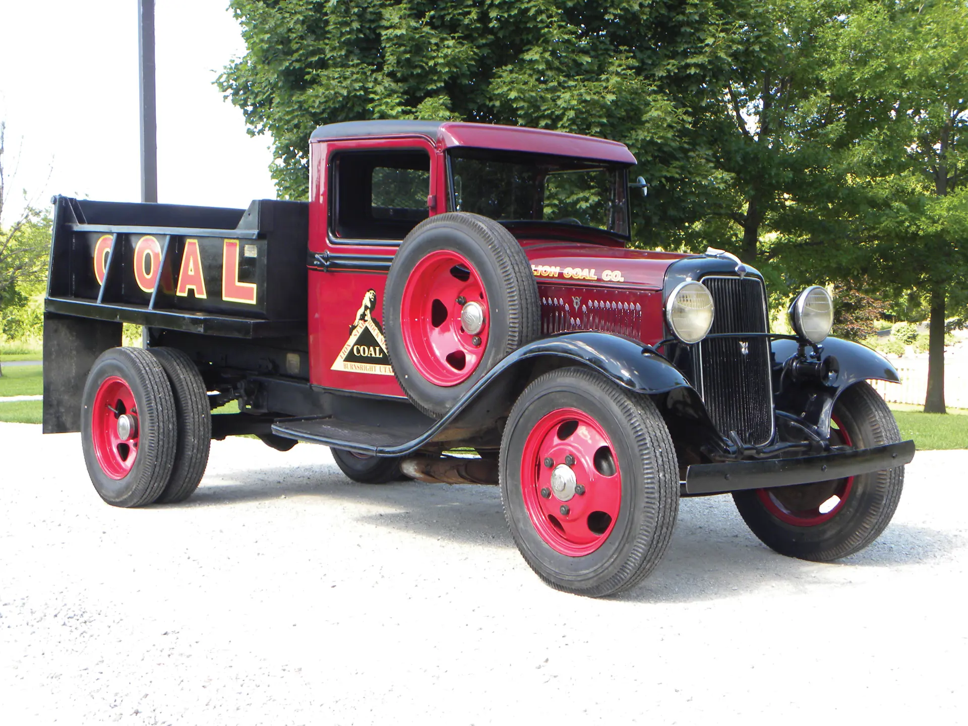 1934 Ford Lion | Auburn Fall 2015 | RM Sotheby's