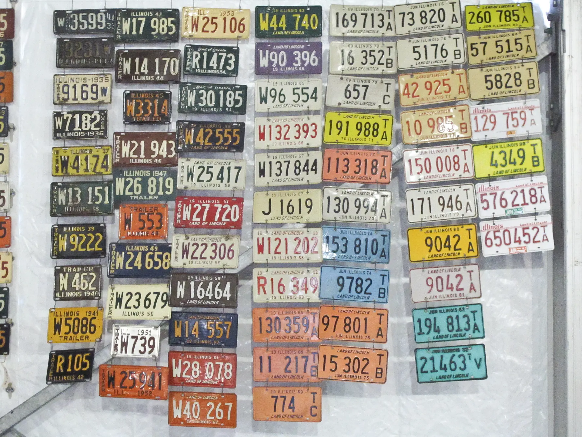 Illinois Sequential Trailer License Plates | The Lee Roy Hartung ...