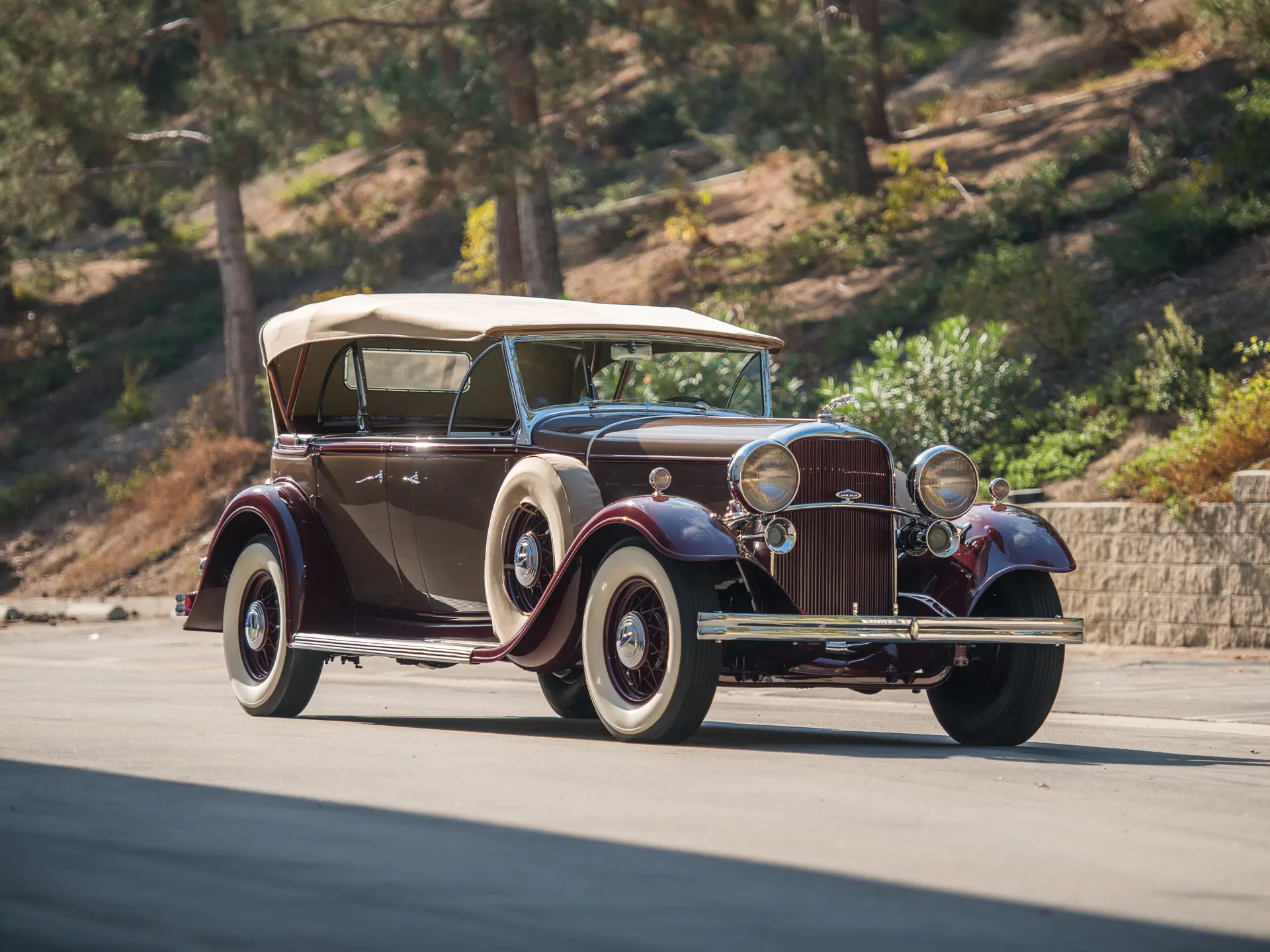 1932 Lincoln Model KB Dual-Cowl Sport Phaeton | Arizona 2018 | RM Sotheby's