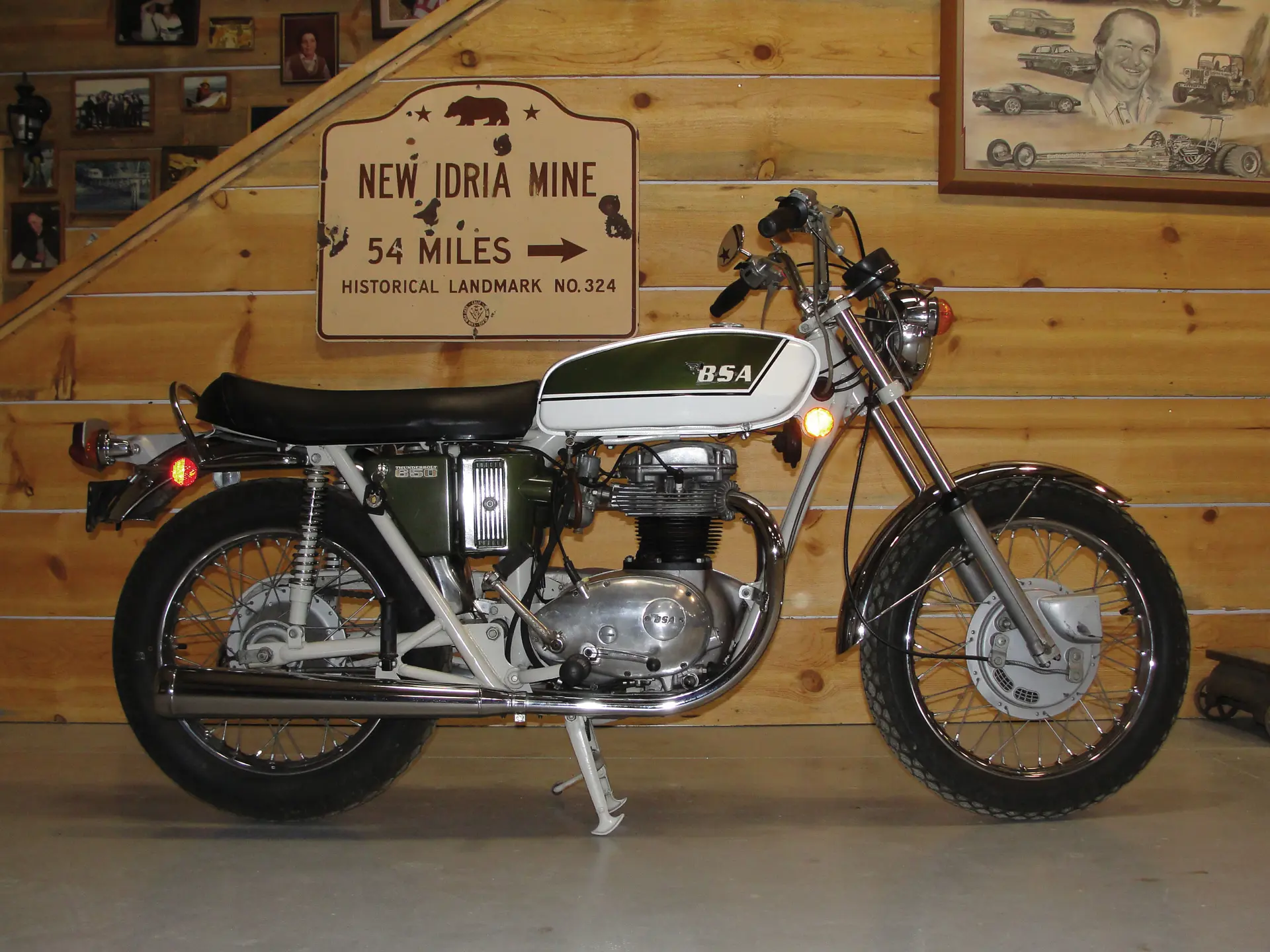 1971 BSA Thunderbolt 650 | Las Vegas Premier Motorcycle Auction | RM ...