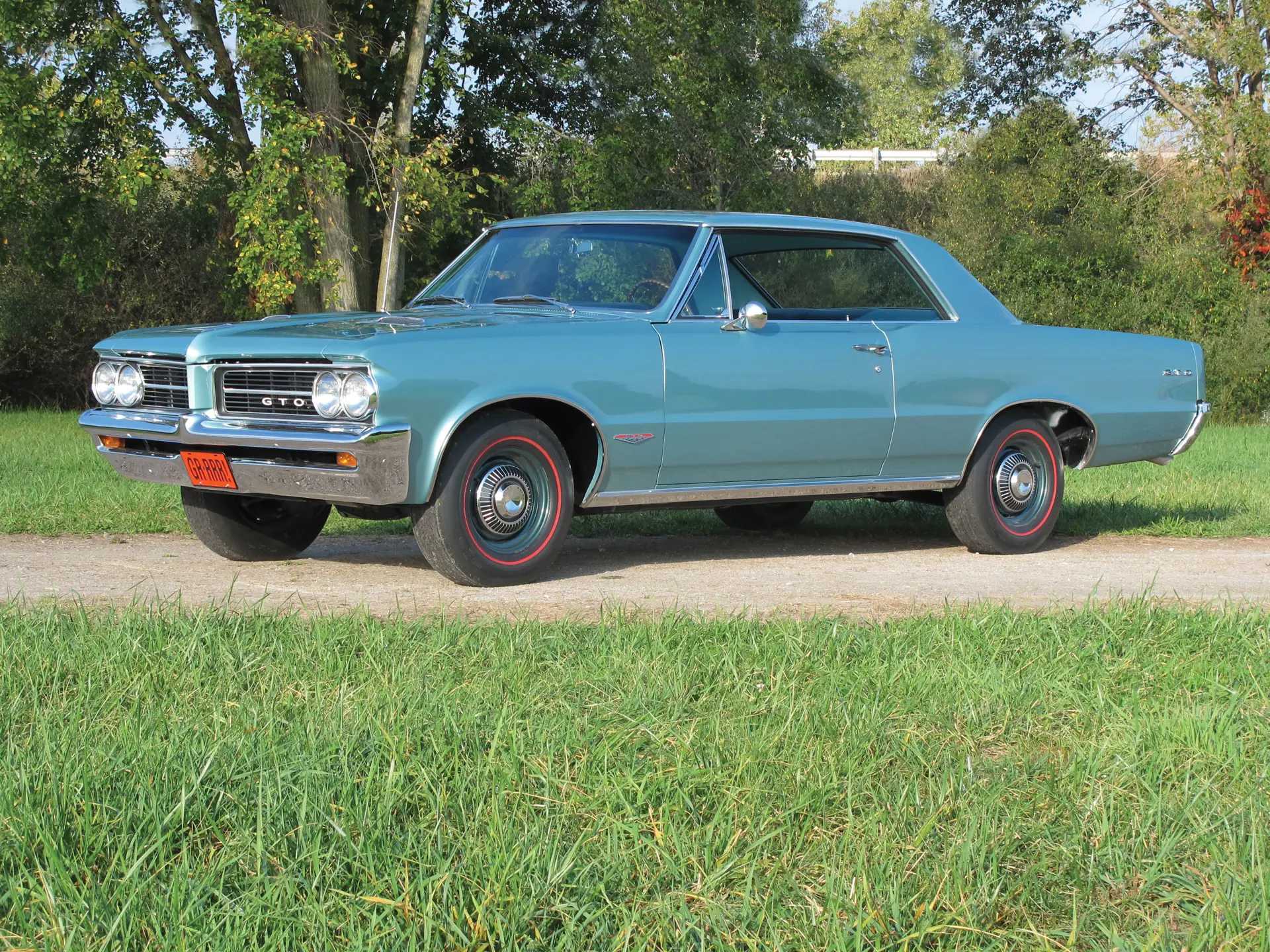 1964 Pontiac GTO | Hilton Head 2015 | RM Sotheby's