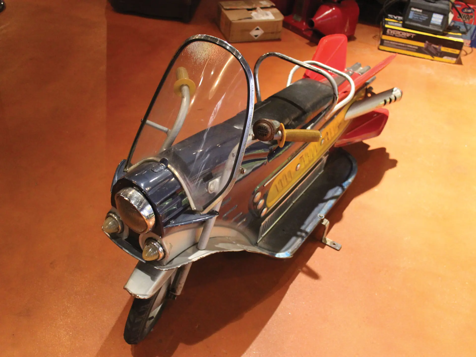 A classic carousel ‘Rocket Bike’ ride by L’Autopede, Circa 1960 | Fort ...