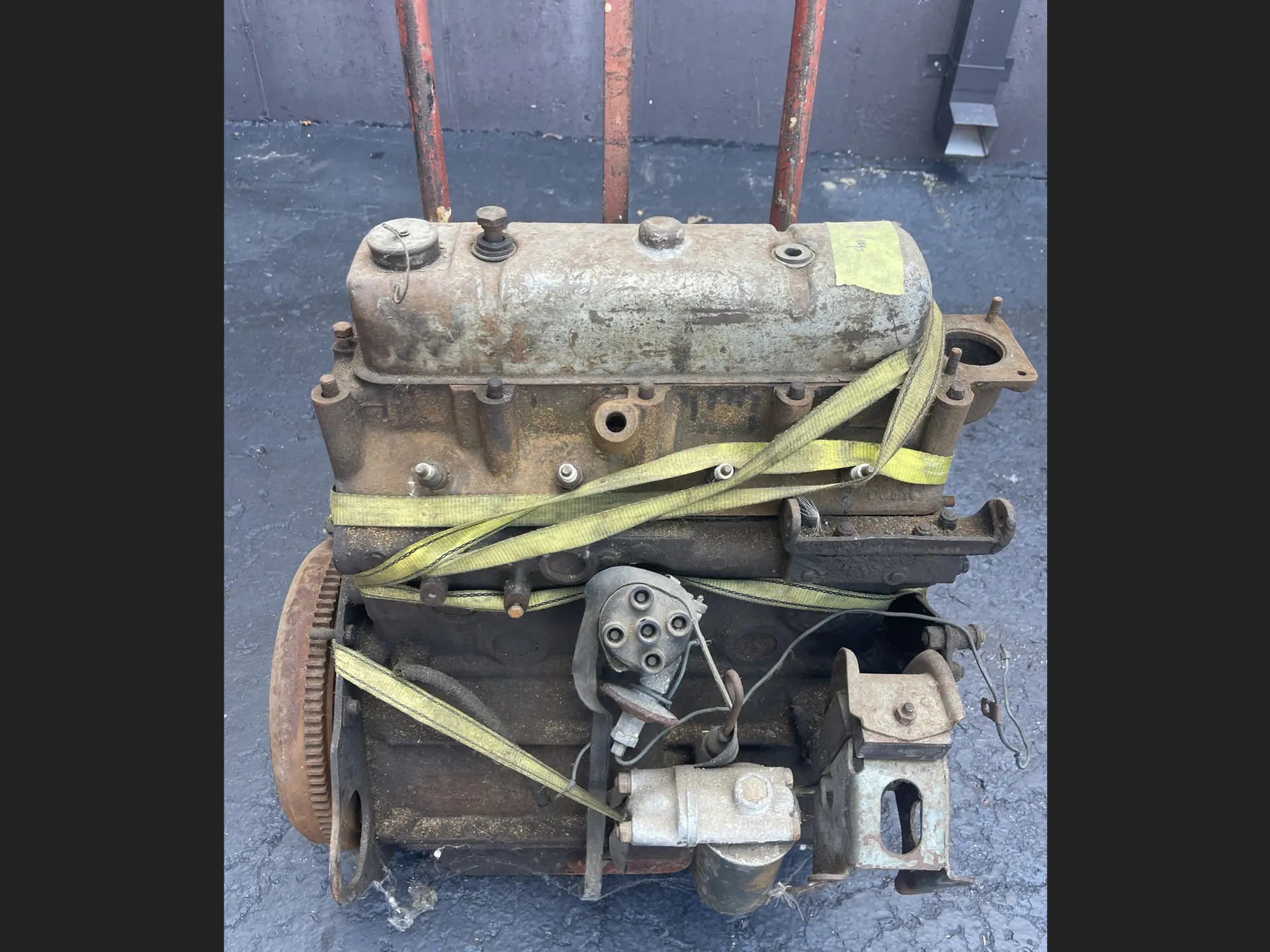 Austin-Healey 100 Engine | Auburn Fall 2021 | RM Sotheby's