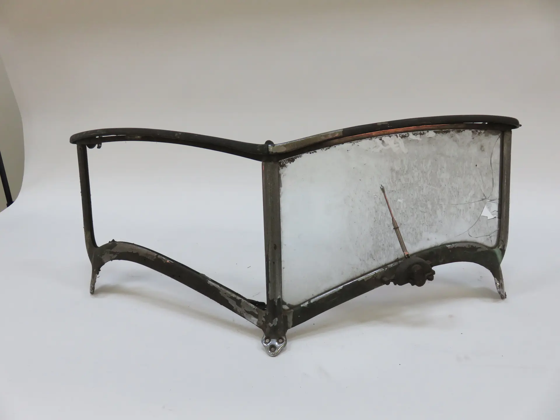 1928-1930 Auburn Speedster Windshield Assembly | Auburn Fall 2015 | RM ...