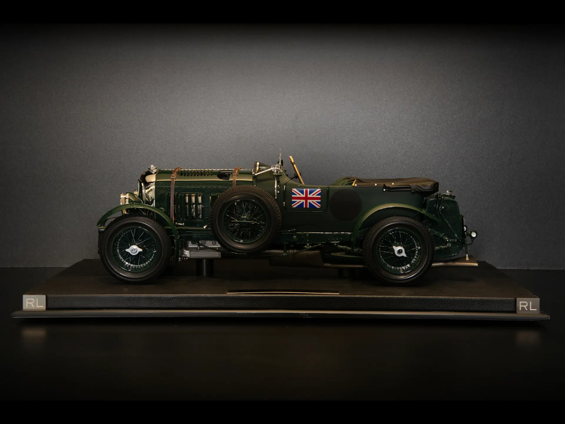 1929 Bentley 4 1/2-Litre "Birkin Blower" 1:8 Scale Model by Amalgam ...