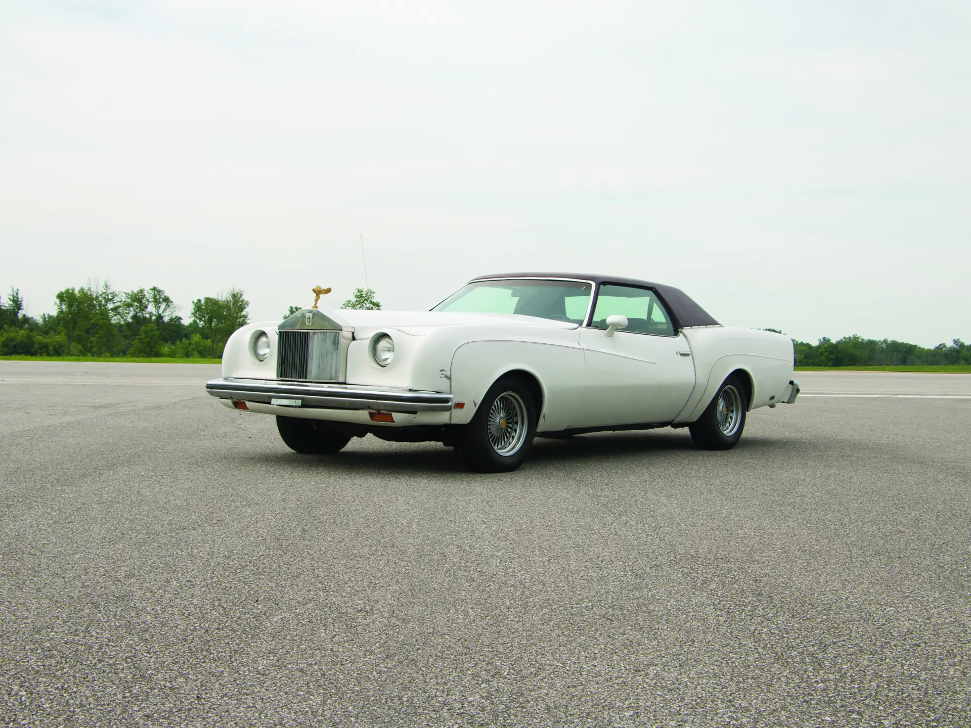 1976 Chevrolet Monte Carlo Custom Cloud | Auburn Fall 2017 | RM Sotheby's