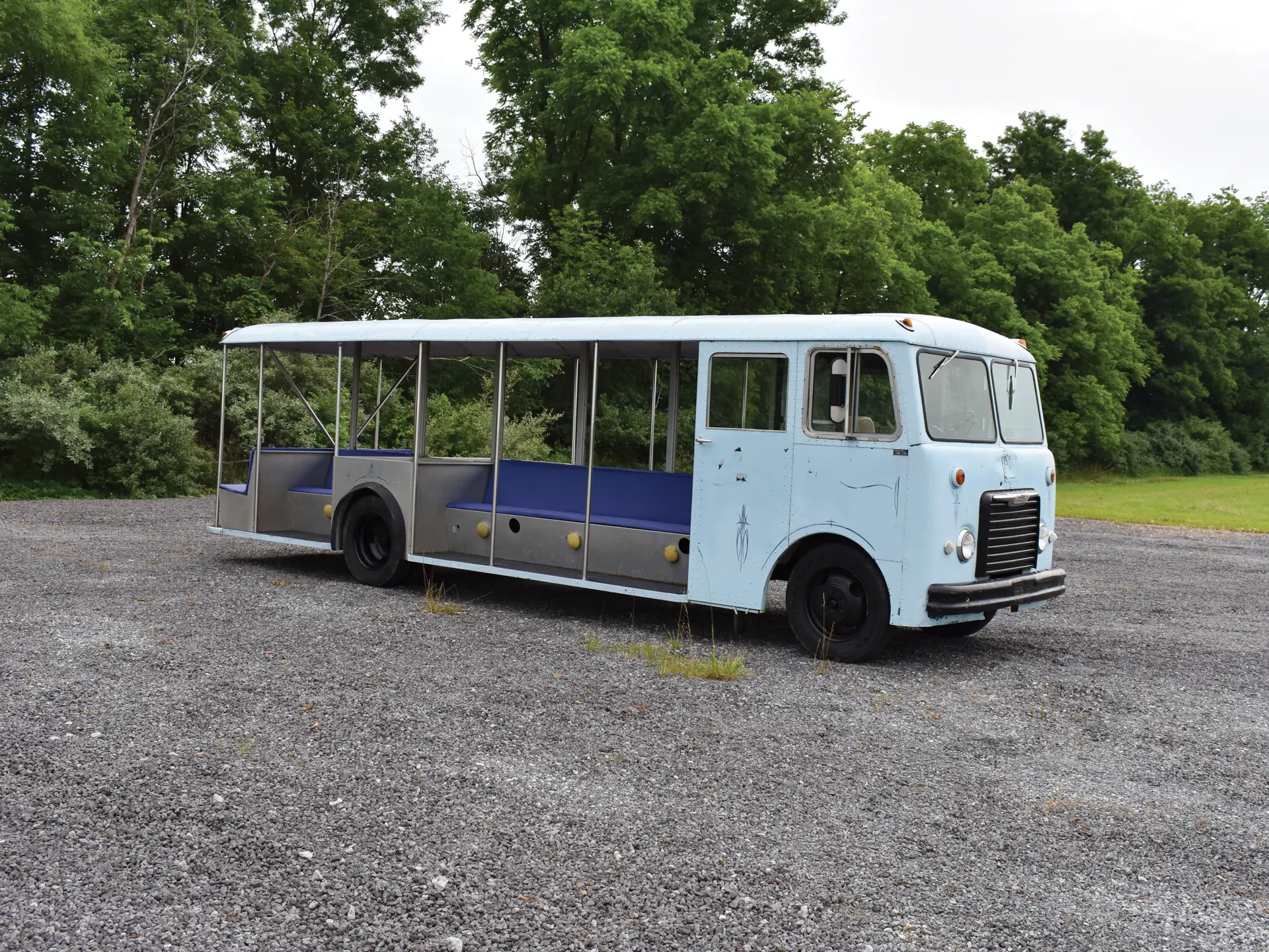 1956 Chevrolet Ward Shuttle Bus | Auburn Fall 2018 | RM Sotheby's