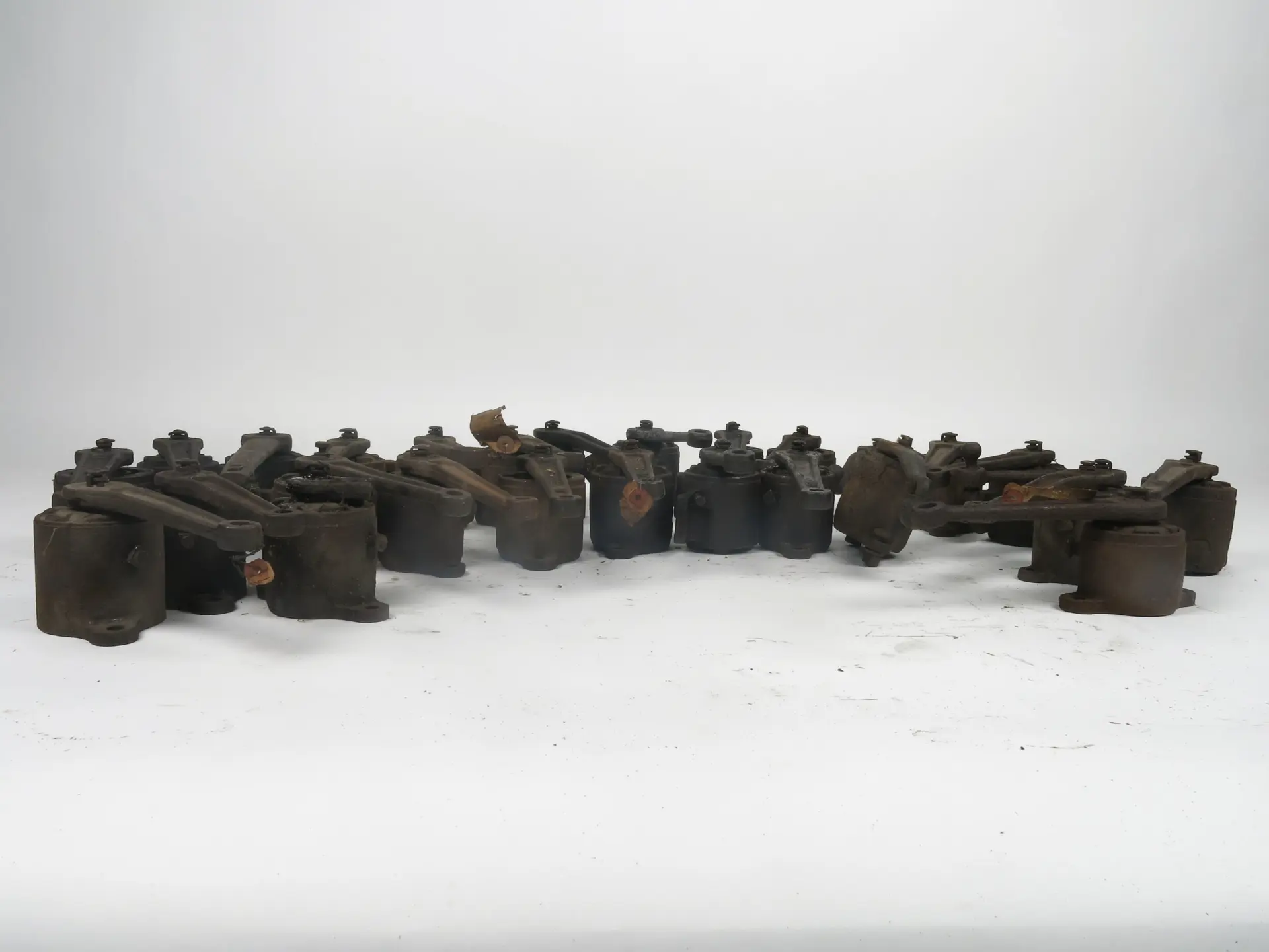 Houdaille shocks 1937 - 1948 style some are NOS | Auburn Spring 2015 ...