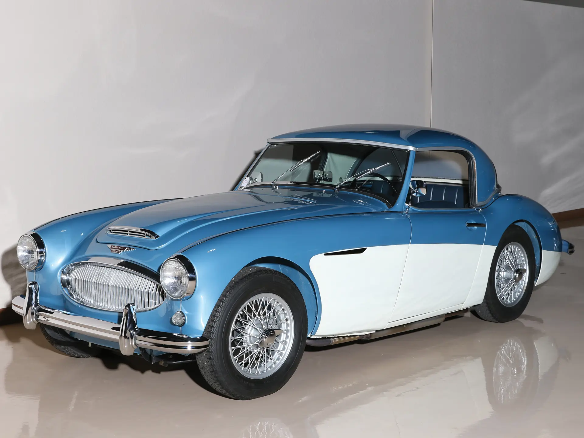 1962 Austin-Healey 3000 Mk II BT7 | Fort Lauderdale 2019 | RM Sotheby's
