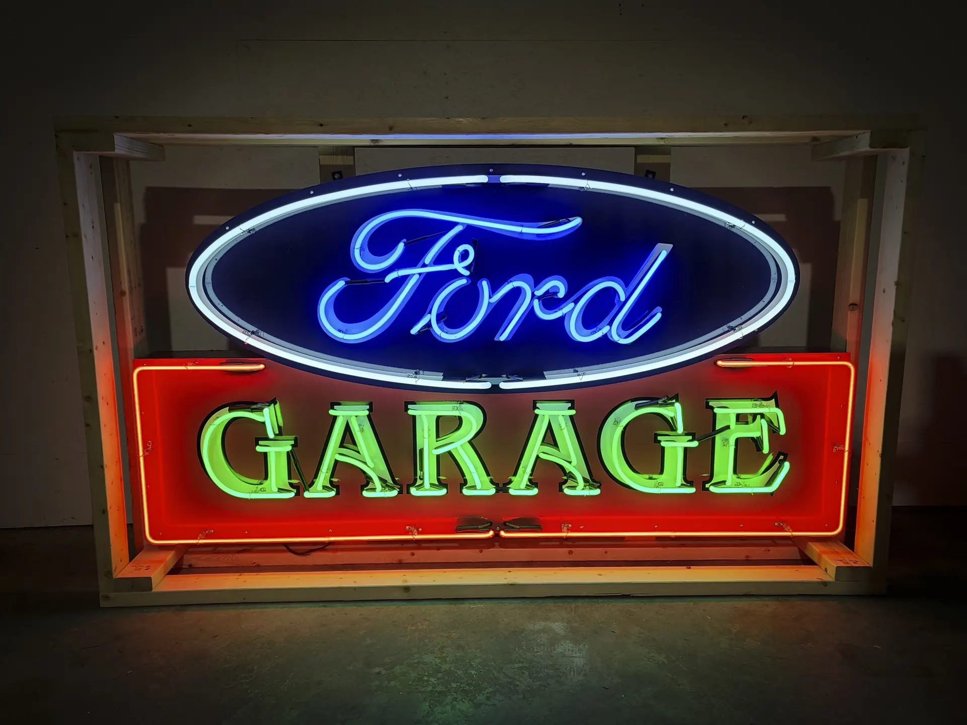 Ford Garage Animated Tin Neon Sign | Fort Lauderdale 2022 | RM Sotheby's