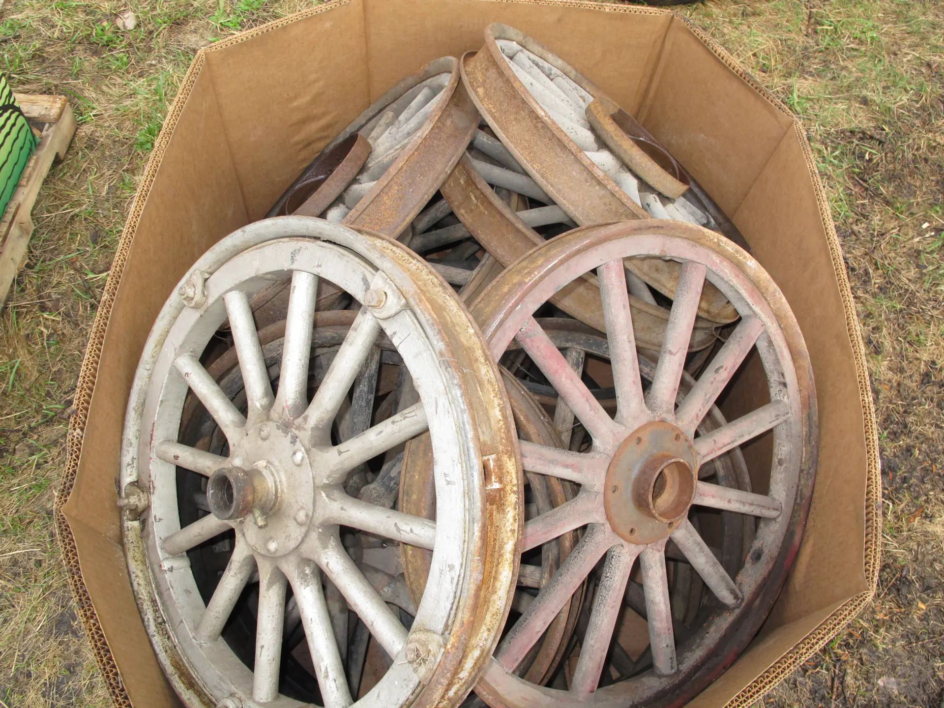 Ford Model T Rims | The Lee Roy Hartung Collection | RM Sotheby's