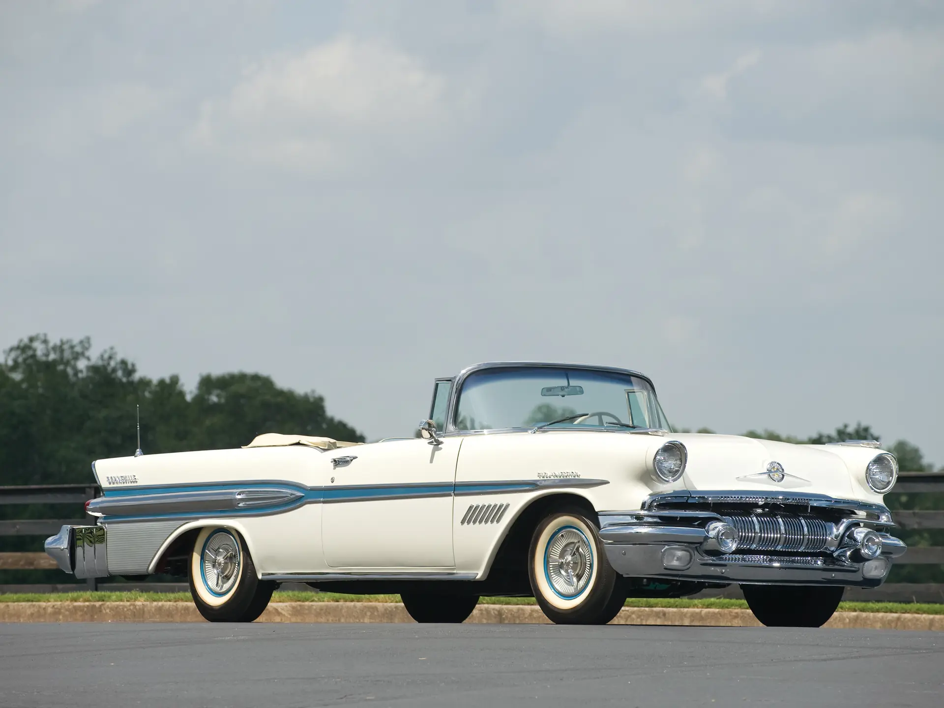 1957 Pontiac Bonneville Fuel-Injected | The Milton Robson Collection ...