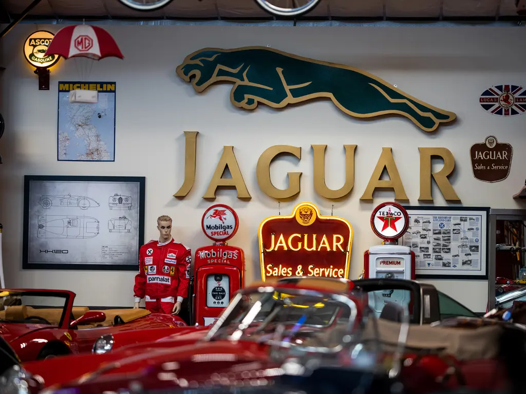 Over One Thousand Lots of Automobilia from the Gene Ponder Collection ...