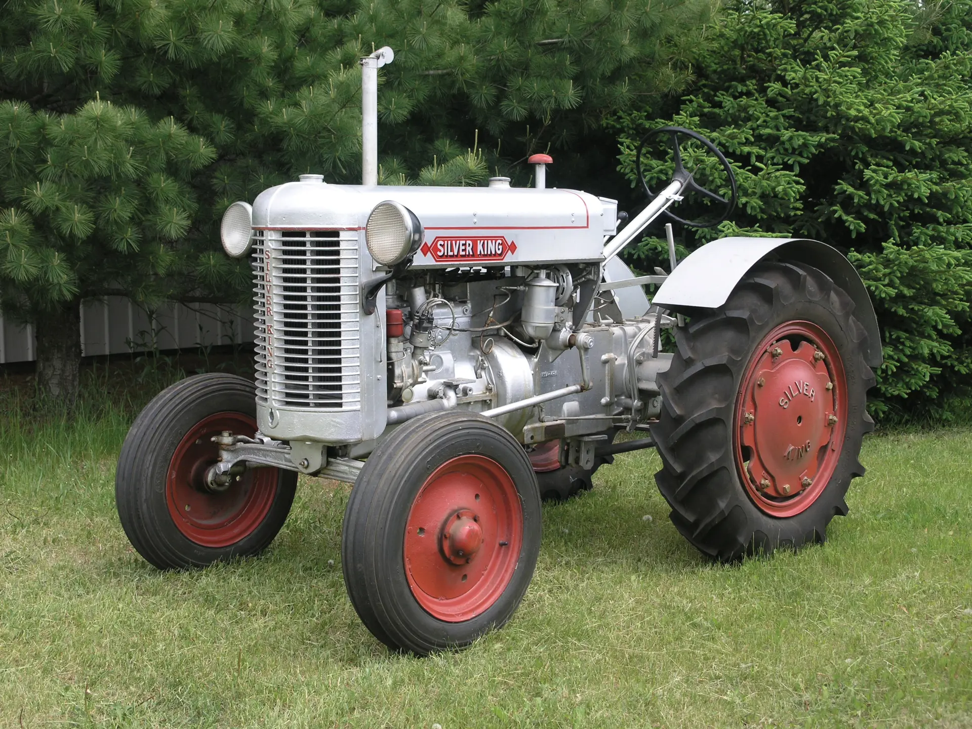 1940 Silver King Tractor | Private Collection of Tom & Marlene ...