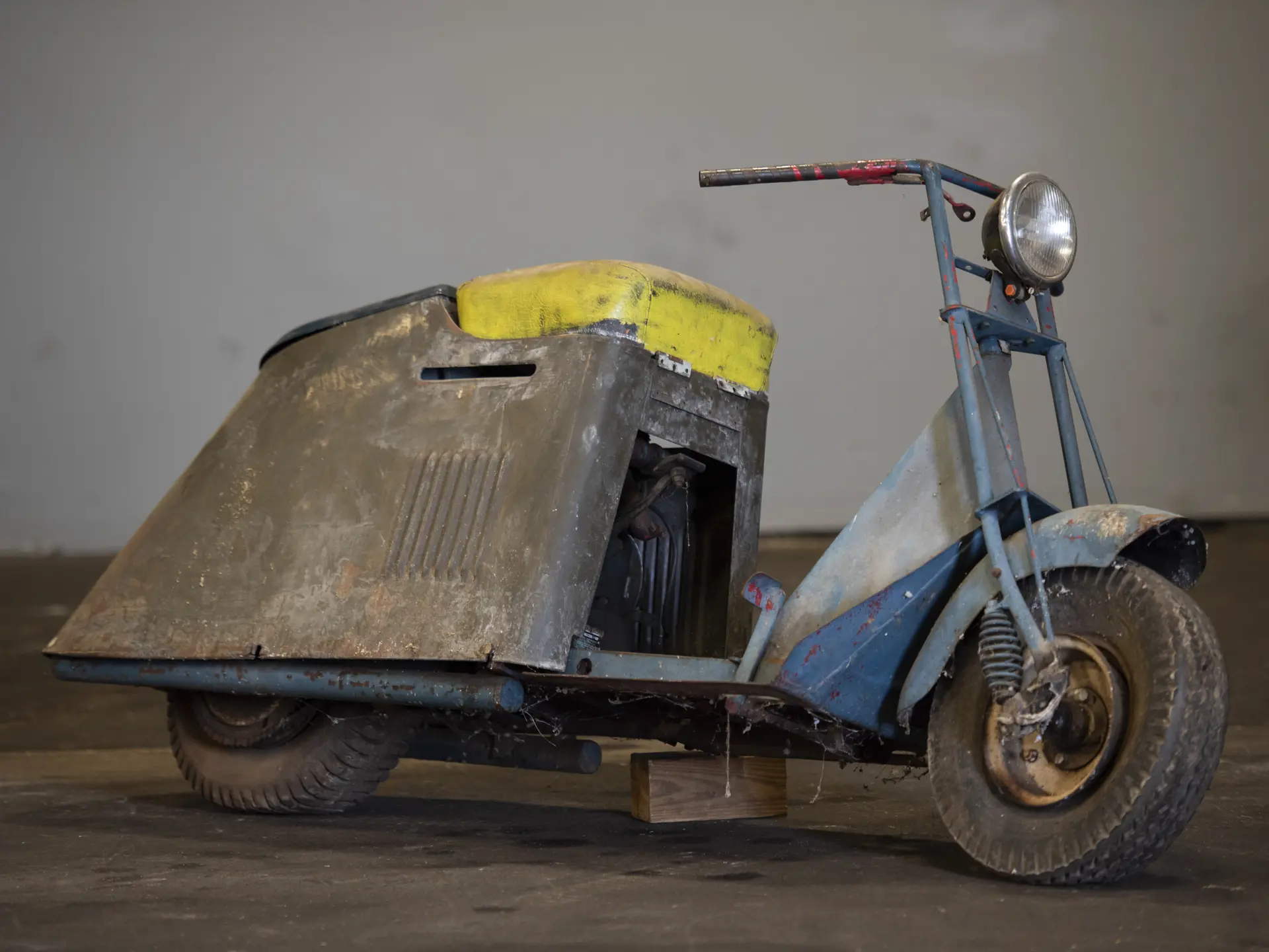 Cushman 50 Series | Auburn Fall 2021 | RM Sotheby's