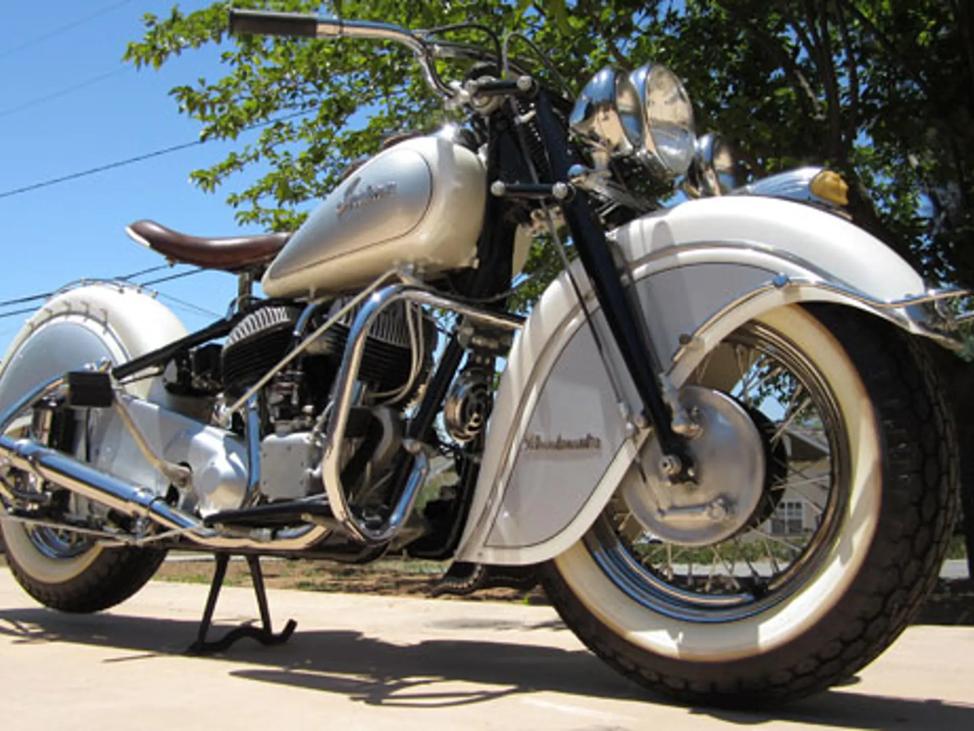 1948 Indian Roadmaster | Las Vegas Premier Motorcycle Auction | RM ...