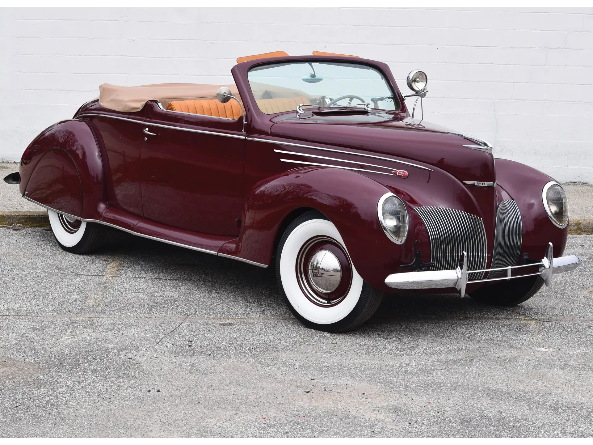 1939 Lincoln-Zephyr Convertible Coupe | Hershey 2018 | RM Sotheby's