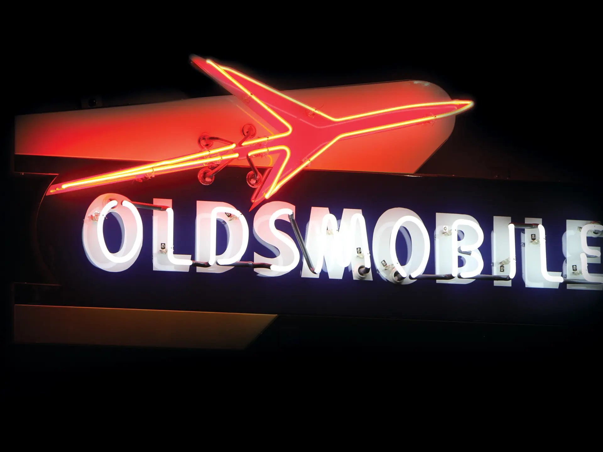 Oldsmobile Neon Sign | The John Staluppi Collection | RM Sotheby's