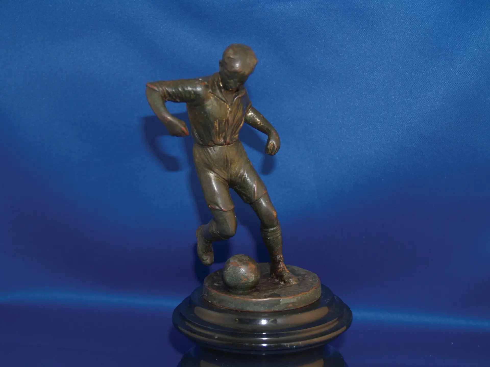 Lady Golfer, rare piece, by J. Dunach, circa 1920. | Vintage Motor Cars ...