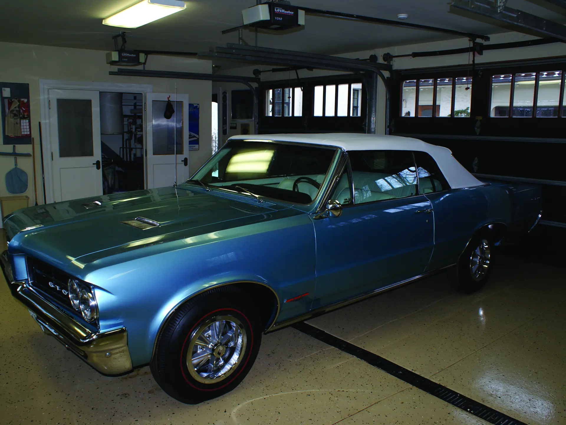 2007 Pontiac GTO | Auburn Fall 2010 | RM Sotheby's