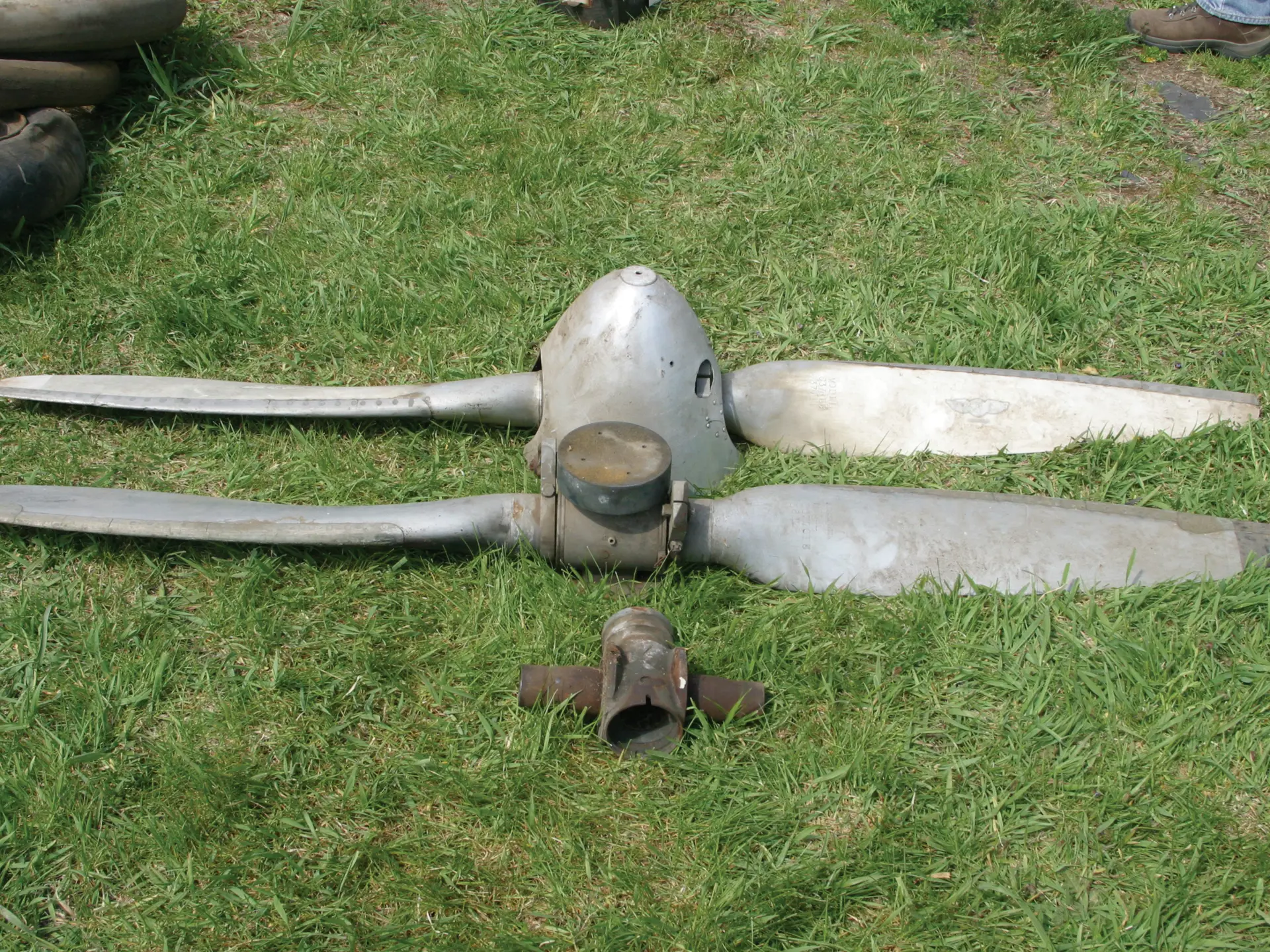 Pair of Aluminum Airplane Propellers. | The J.C. Stevens Estate Auction ...