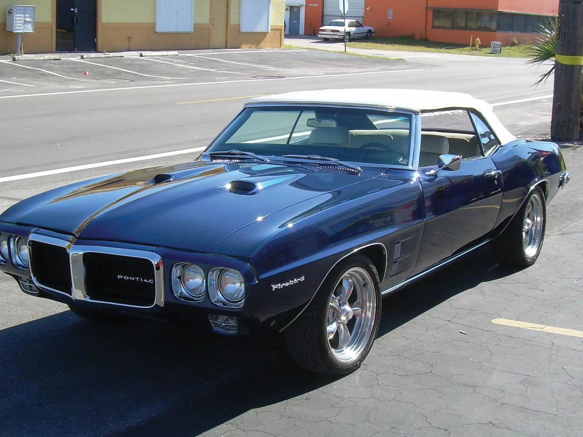 1969 Pontiac Firebird | Fort Lauderdale 2011 | RM Sotheby's