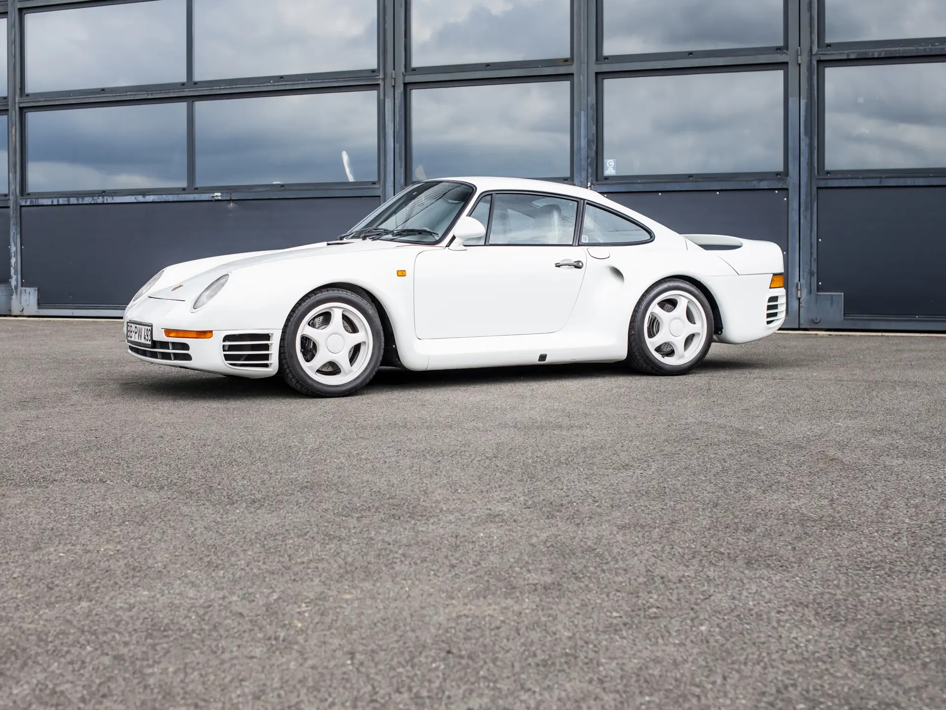 1985 Porsche 959 'Vorserie' | Monterey 2024 | RM Sotheby's