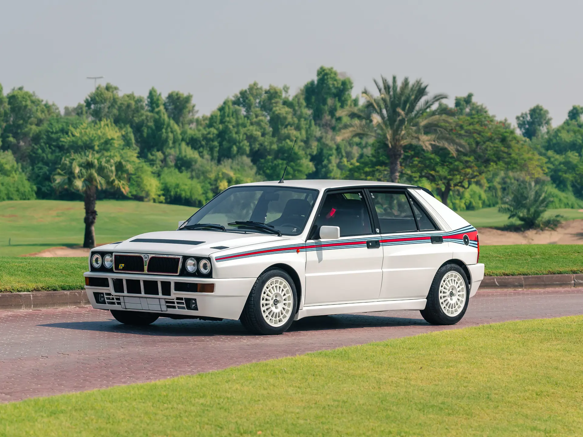 1992 Lancia Delta HF Integrale Evoluzione ‘Martini 5’ | Dubai | RM ...