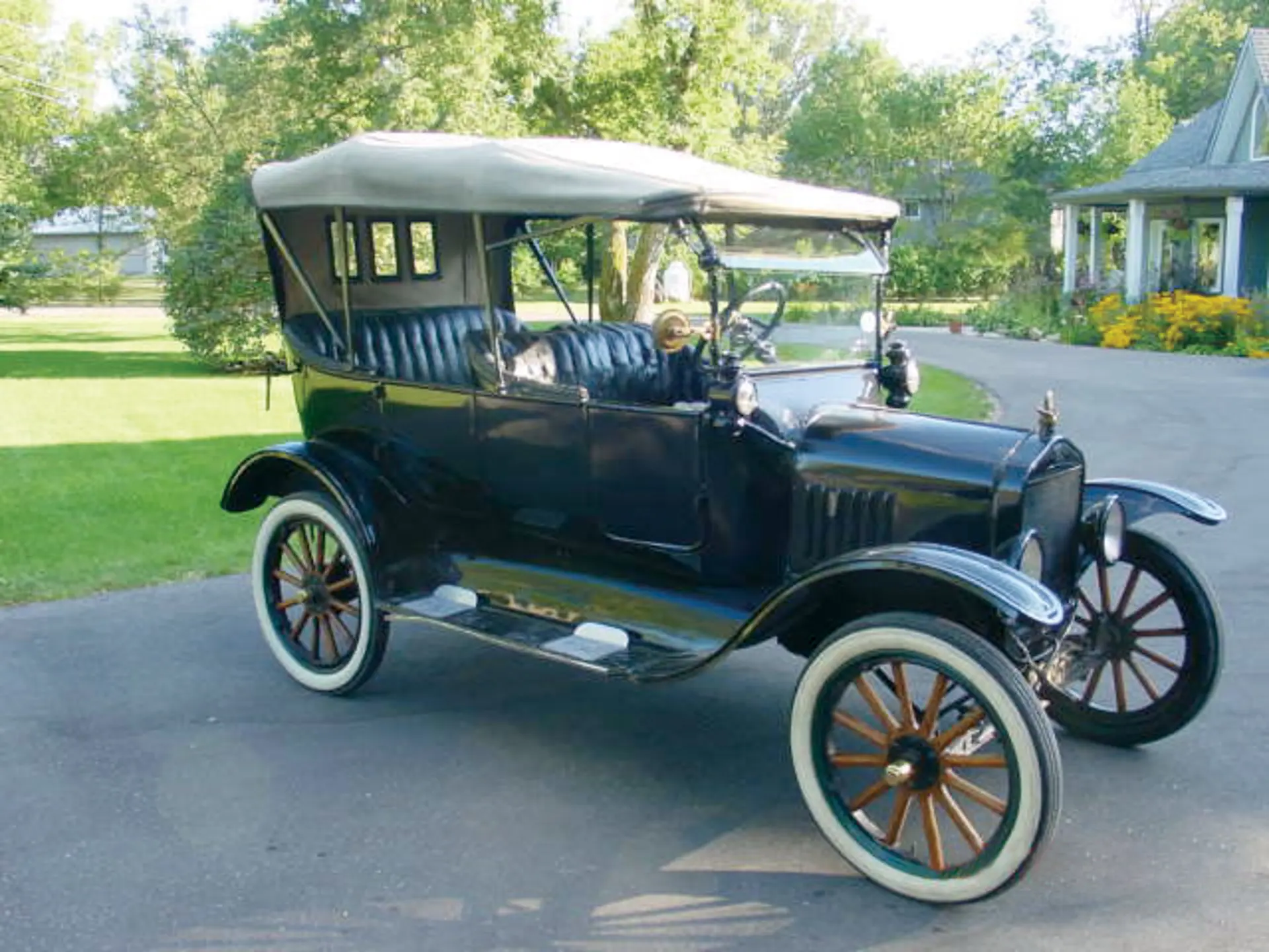 1922 Ford Model T Touring 3-Door | Toronto International Fall Classic ...