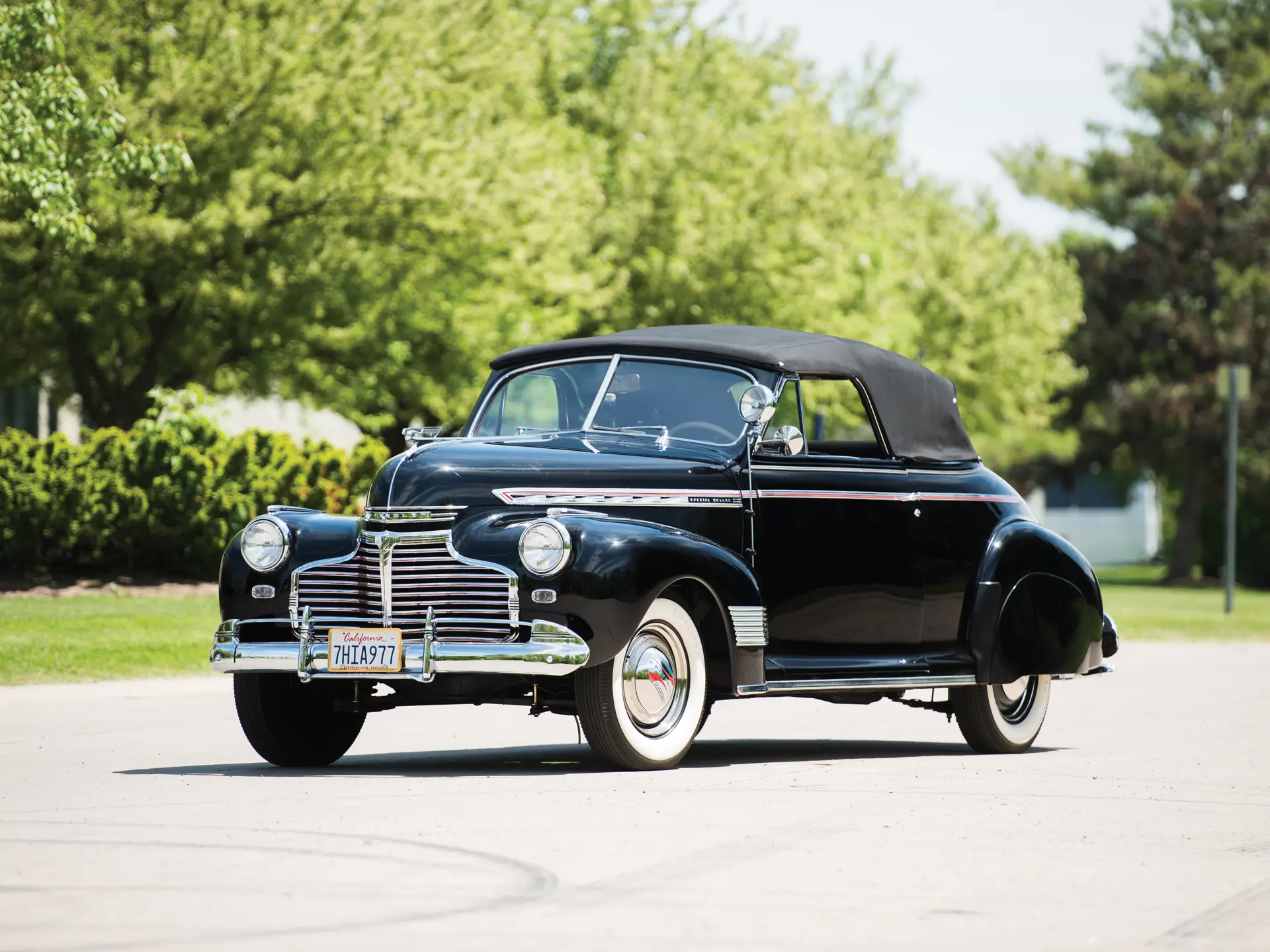 1941 Chevrolet Special DeLuxe Convertible | Motor City 2015 | RM Sotheby's