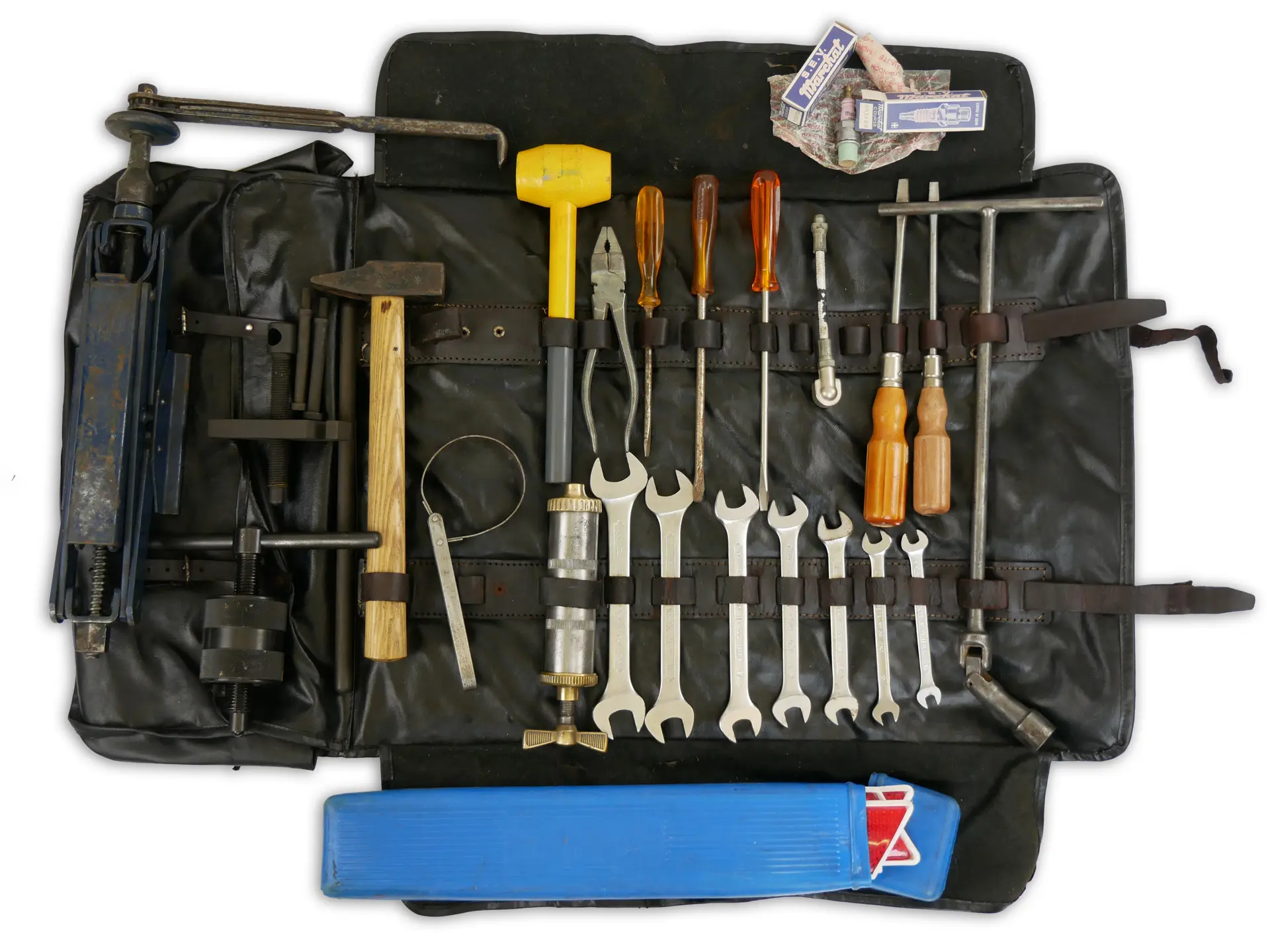 Ferrari 275 GTB/GTS Tool Kit | Open Roads, May | RM Sotheby's