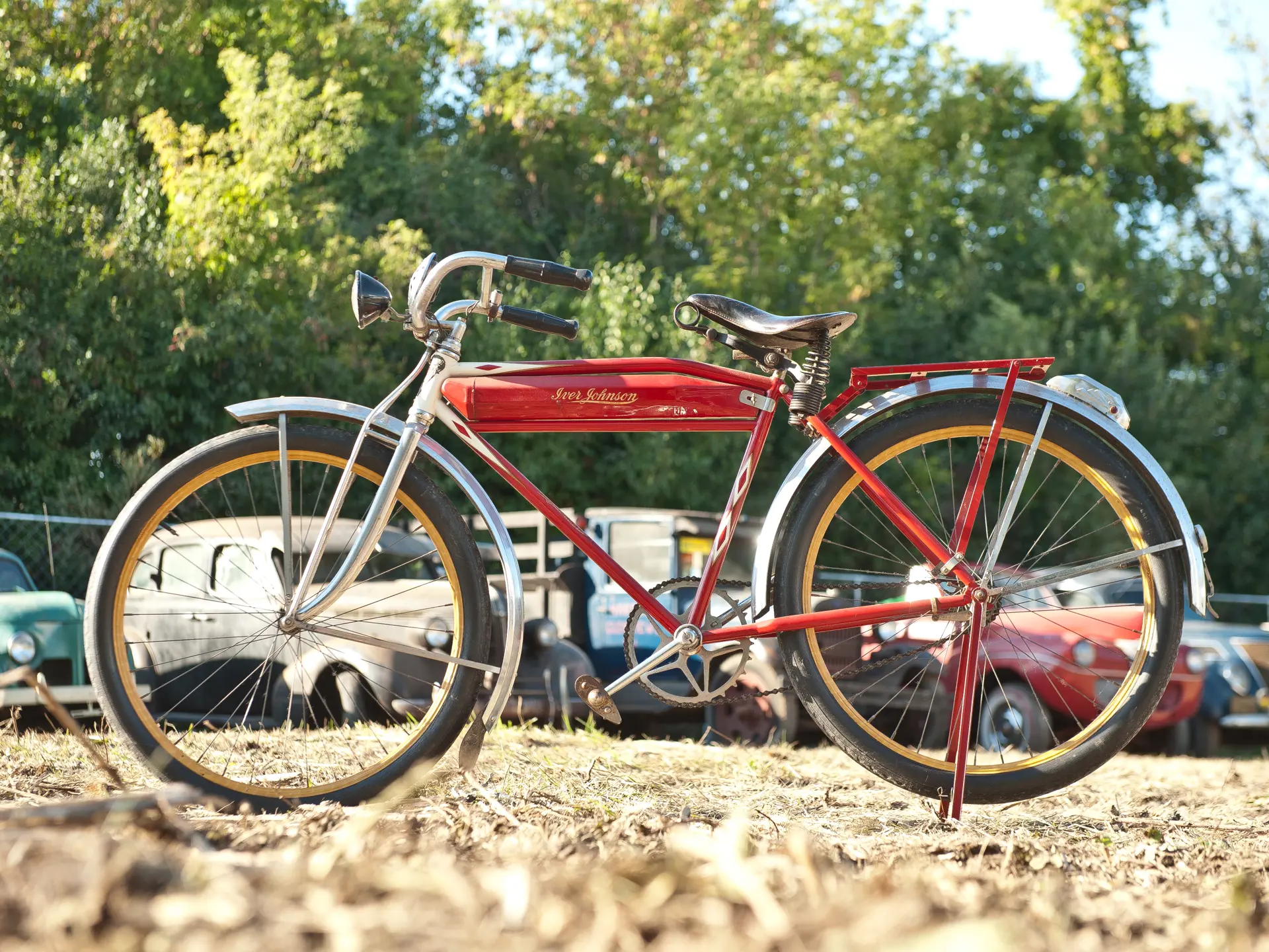 1934 Deluxe Iver-Johnson Antique Bicycle | The Lee Roy Hartung ...