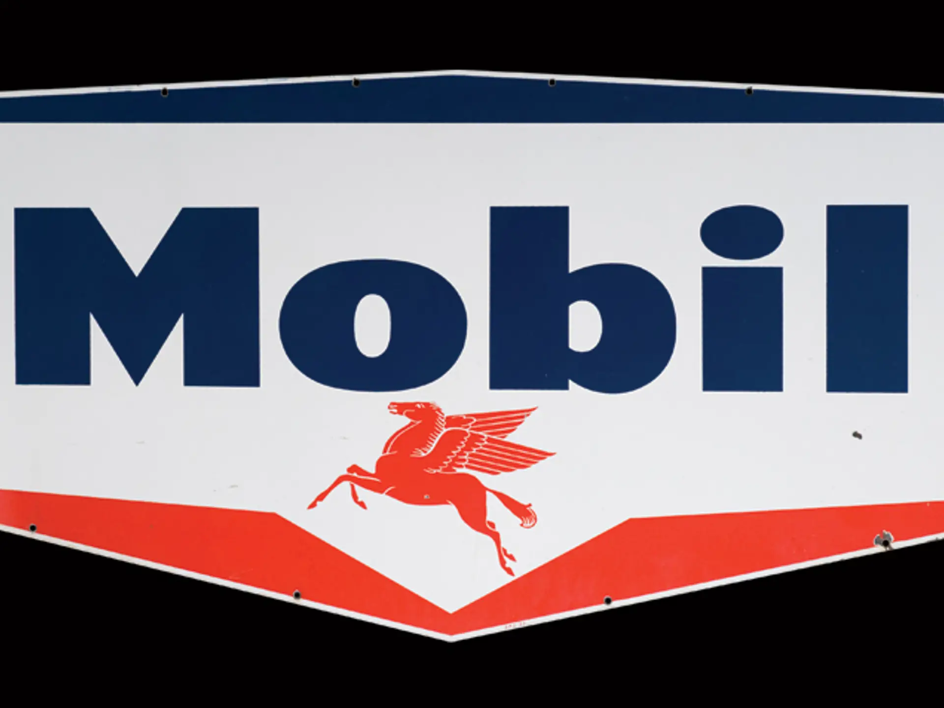 Mobil Sign | Vintage Motor Cars of Hershey 2009 | RM Sotheby's
