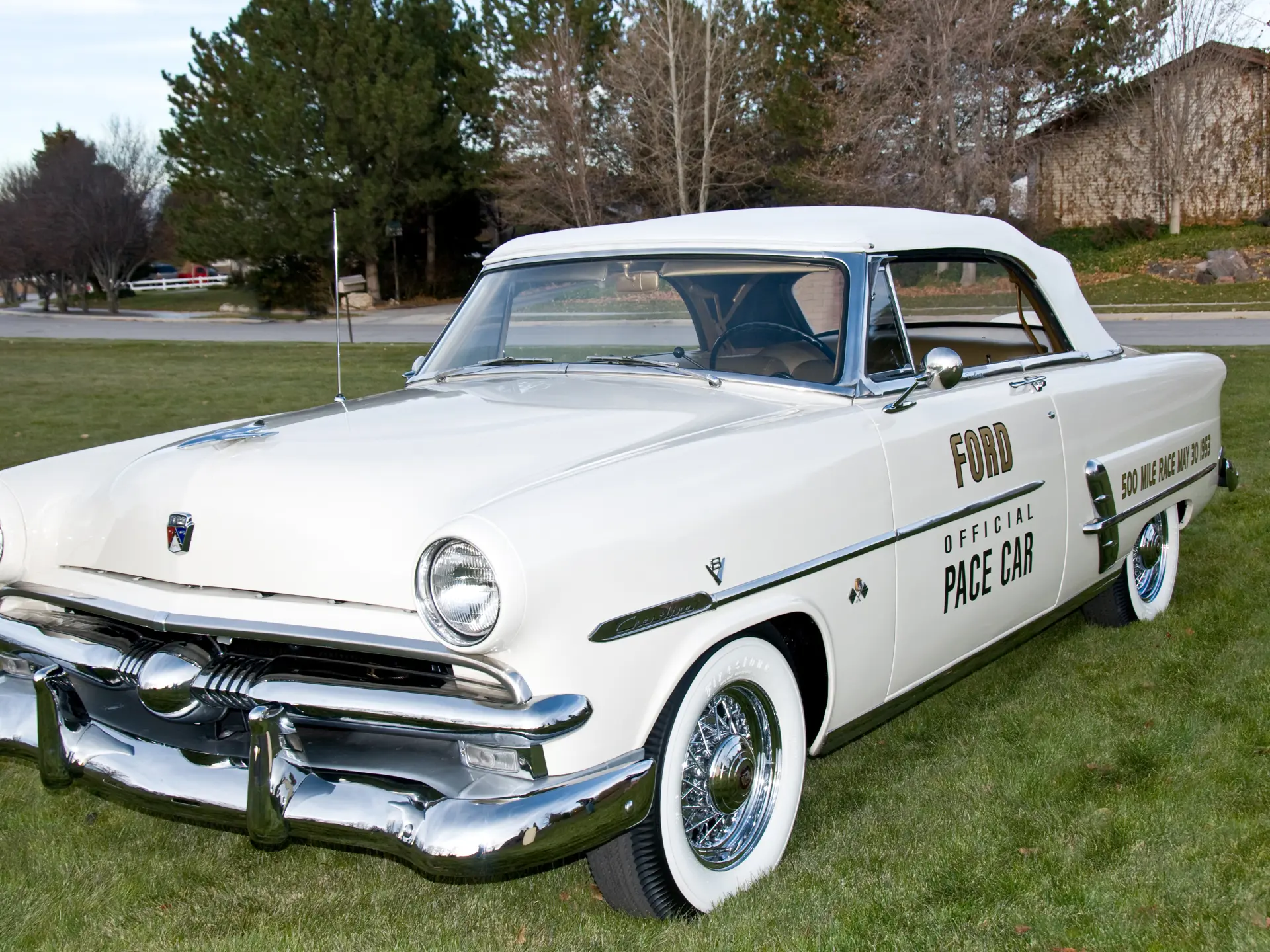 1953 Ford Crestline Sunliner Indianapolis 500 Pace Car | Arizona 2012 | RM Sotheby's