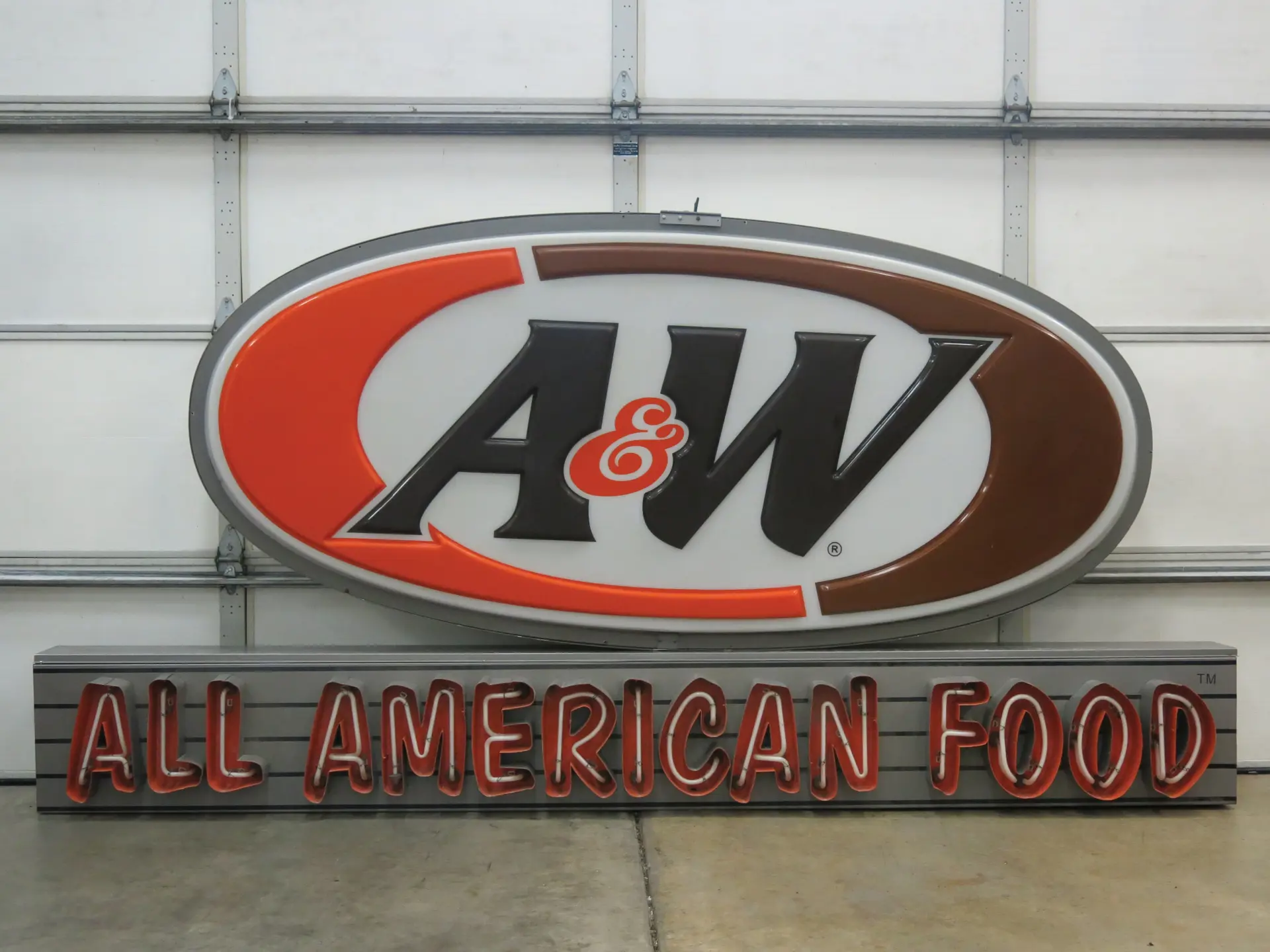 A&W Lighted and Neon Signs | Auburn Fall 2014 | RM Sotheby's