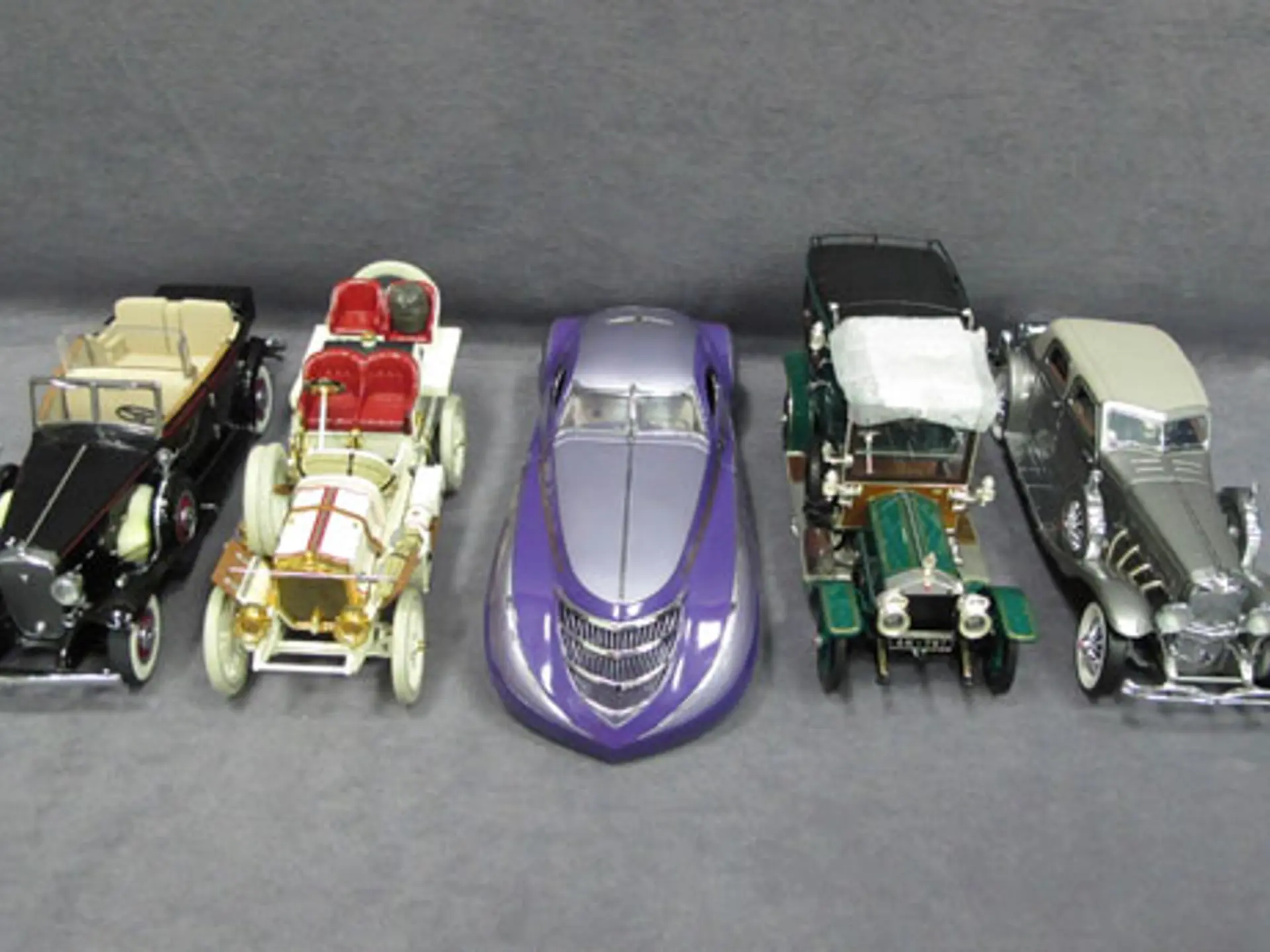 Five (5) 1/24 Scale Franklin Mint Cars | Auburn Spring 2012 | RM Sotheby's