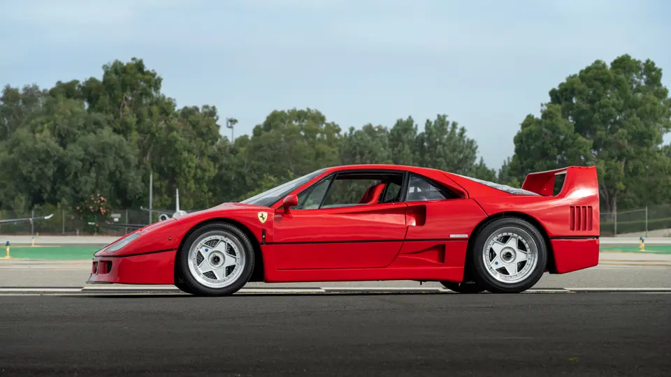 1990 Ferrari F40 | Miami 2024 | RM Sotheby's