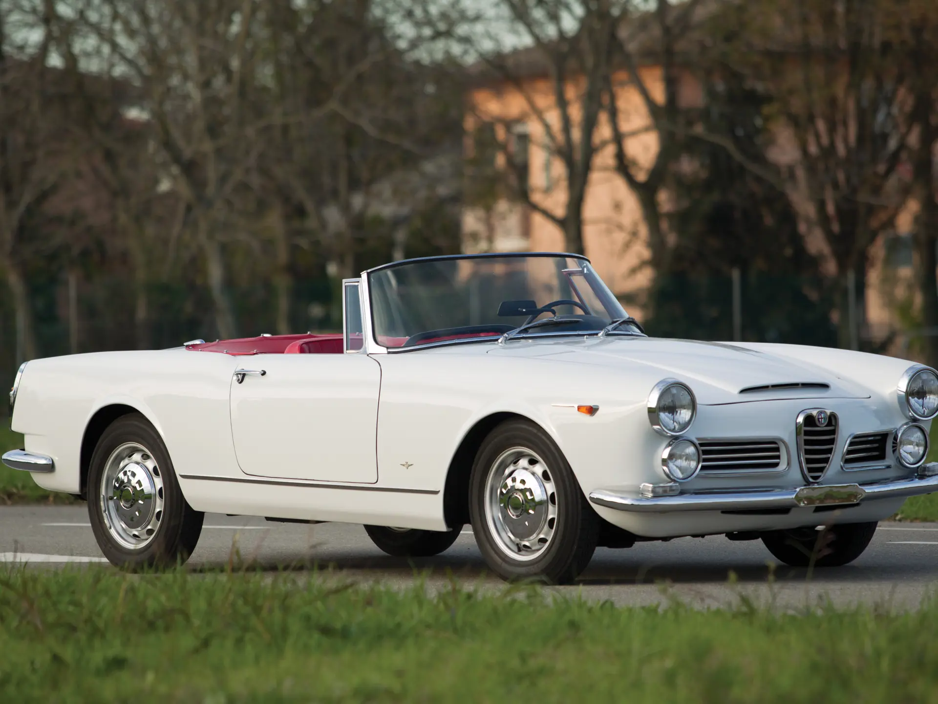 1962 Alfa Romeo 2600 Spider by Touring | Paris 2014 | RM Sotheby's