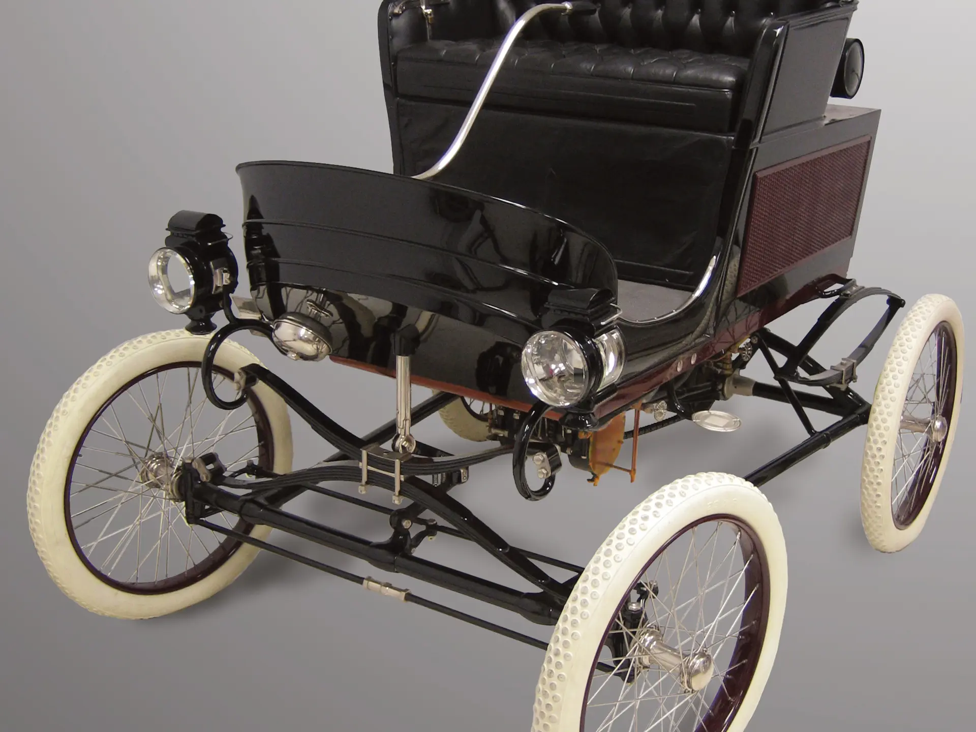 1901 Toledo Steam Runabout | Amelia Island 2011 | RM Sotheby's
