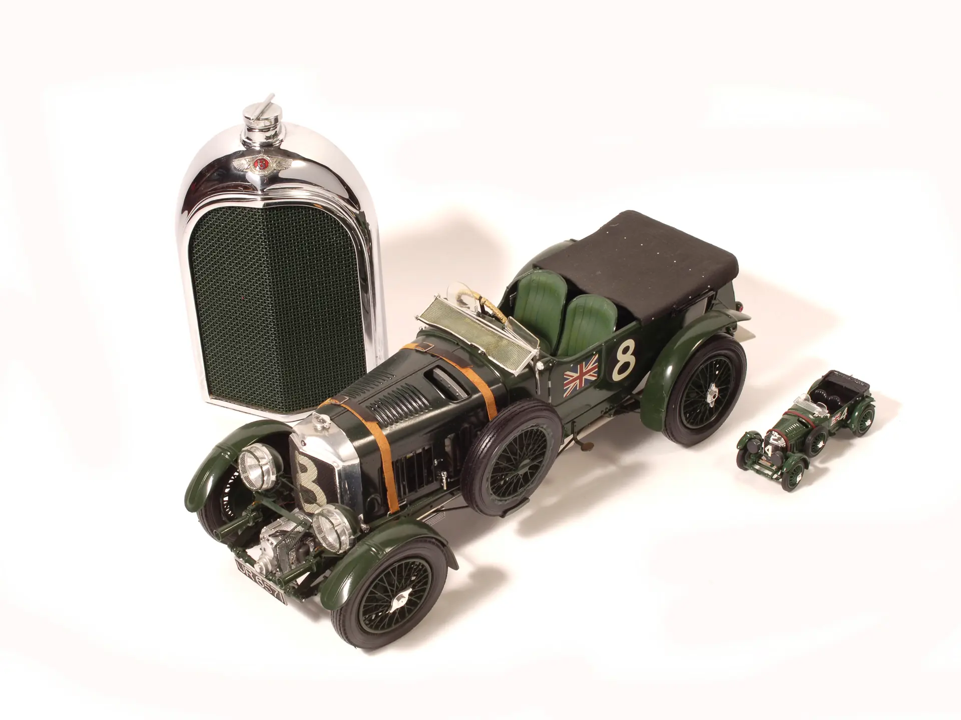 BENTLEY - MODEL CARS AND FLASK | The Ponder Collection | RM Sotheby's