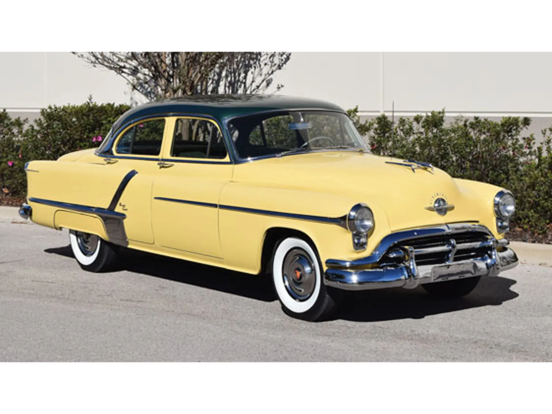 1952 Oldsmobile 98 Four-Door | Auburn Spring 2015 | RM Sotheby's