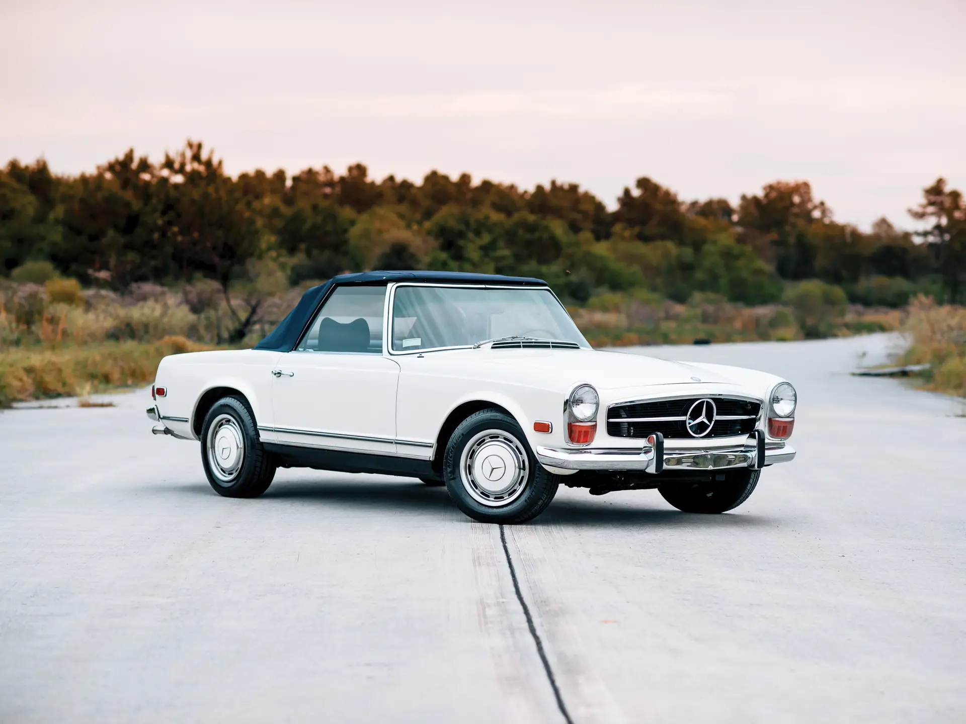 1970 Mercedes-Benz 280 SL 'Pagoda' | Arizona 2017 | RM Sotheby's