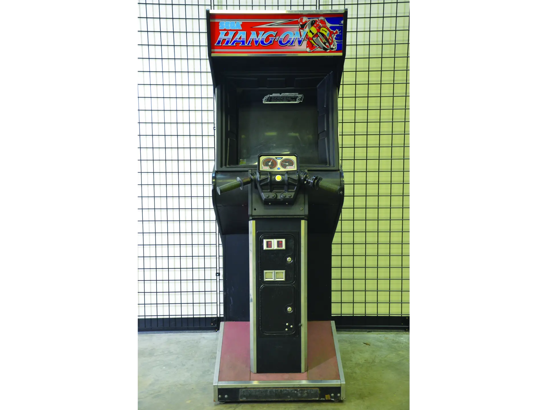 Vintage Sega Hang On Motorcycle Arcade Game | Auburn Fall 2016 | RM ...