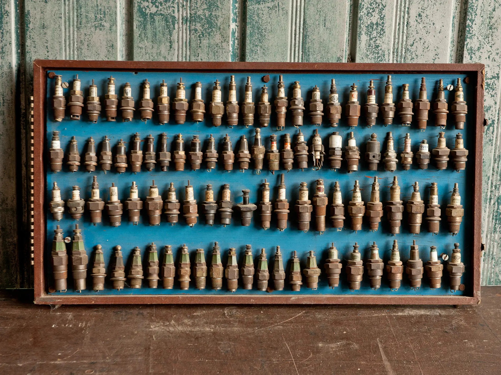 Antique Spark Plugs | The Lee Roy Hartung Collection | RM Sotheby's